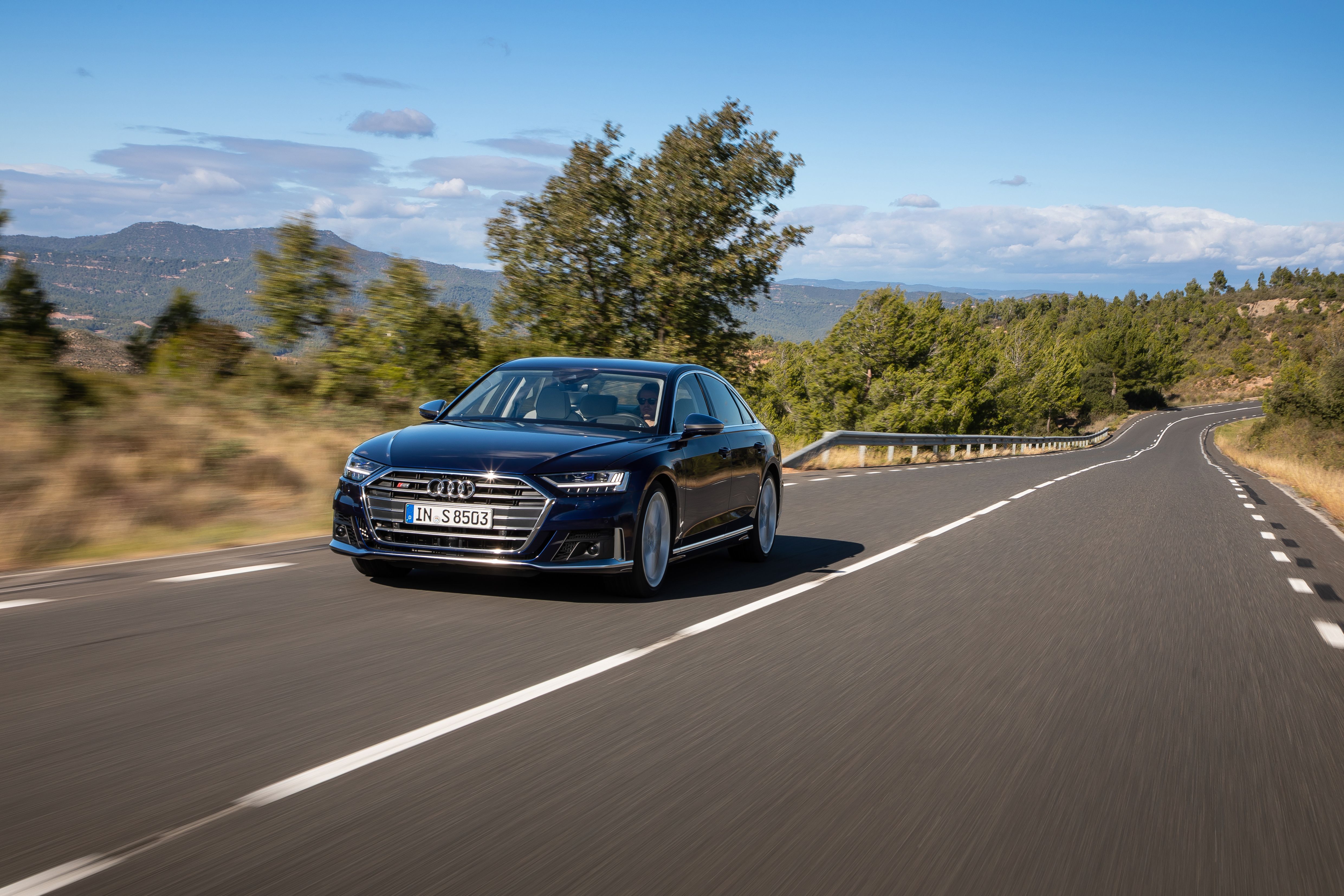 The 2020 Audi S8 Comes to Take Control From the Mercedes S600 and BMW M760i