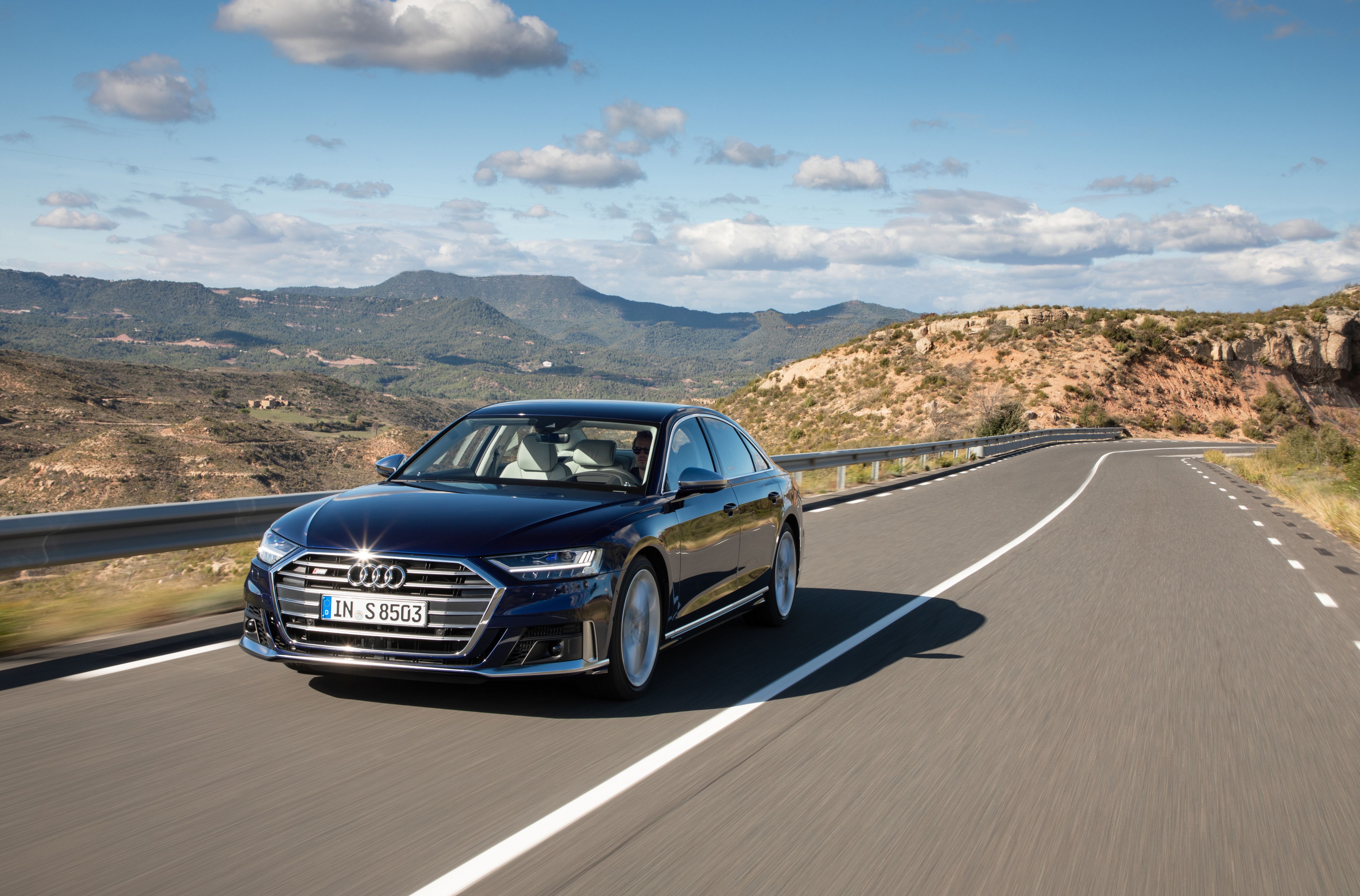 The 2020 Audi S8 Comes to Take Control From the Mercedes S600 and BMW M760i