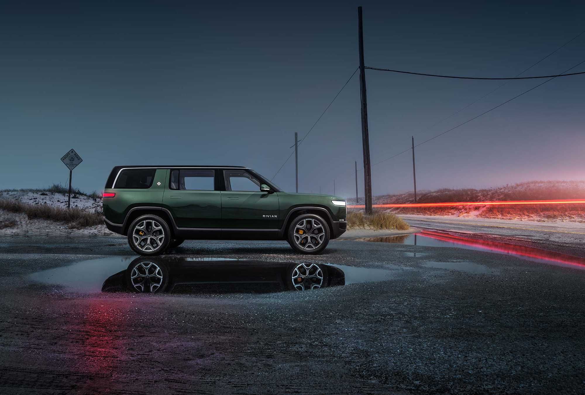 2020 Rivian R1S