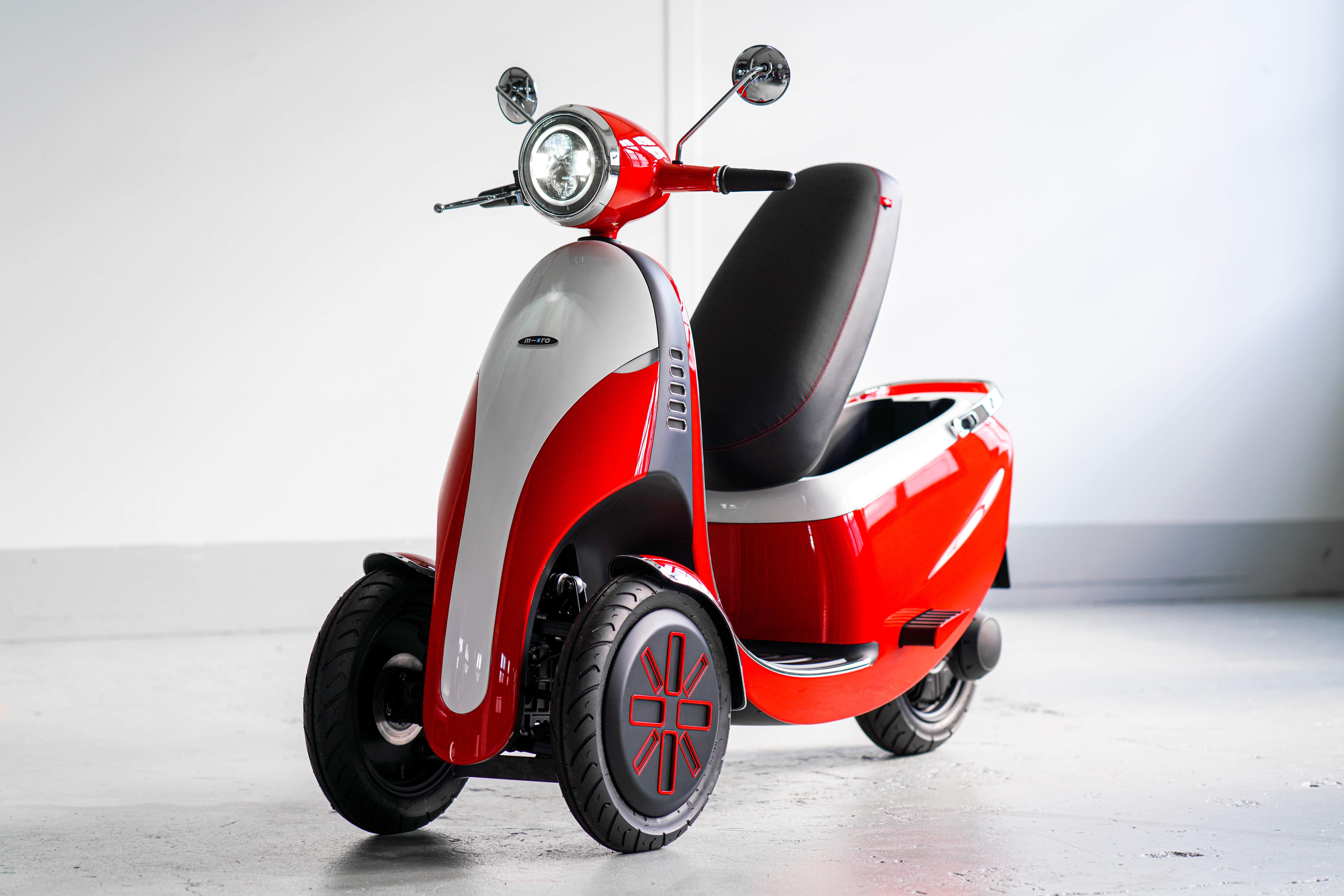Micro Microletta: Our First Look at the Newest Electric Three-Wheeled ...