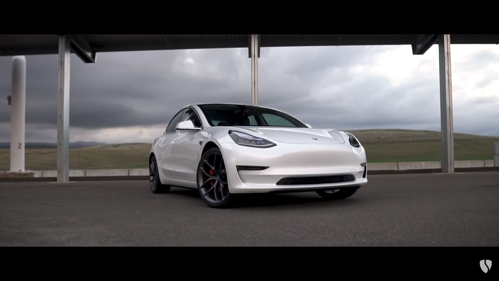 Tesla Launches A New Track Package And Track Mode V2 For The Model 3 ...