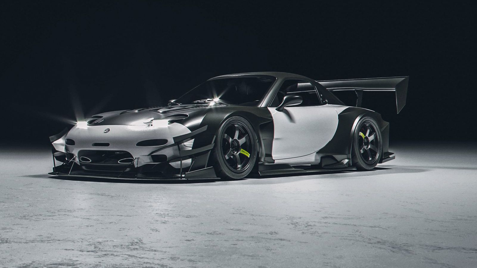 You'll Want to Race This Time Attack-Kitted Mazda RX-7