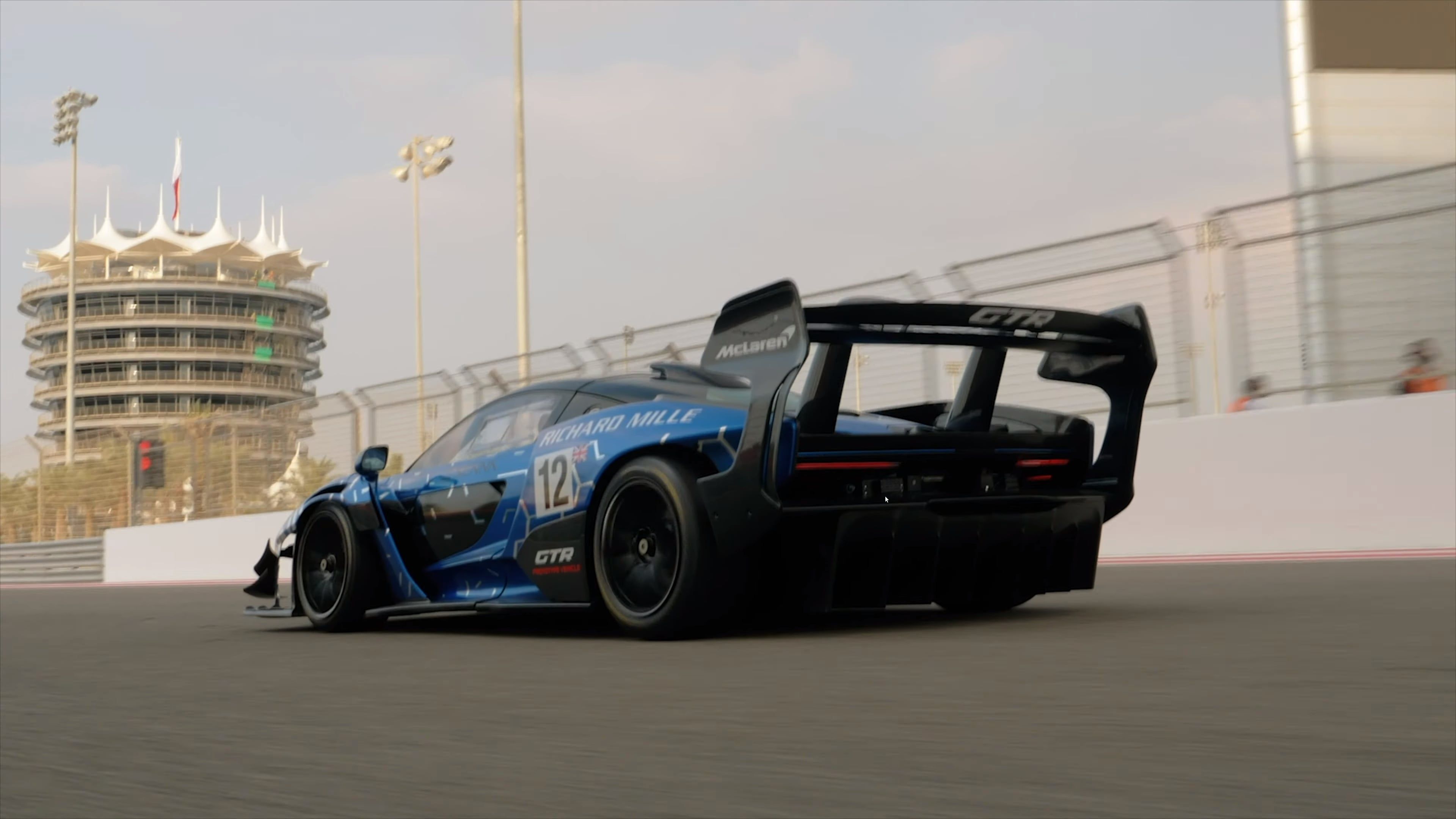 Here's the Interesting Story Behind the McLaren Senna GTR's Massive ...