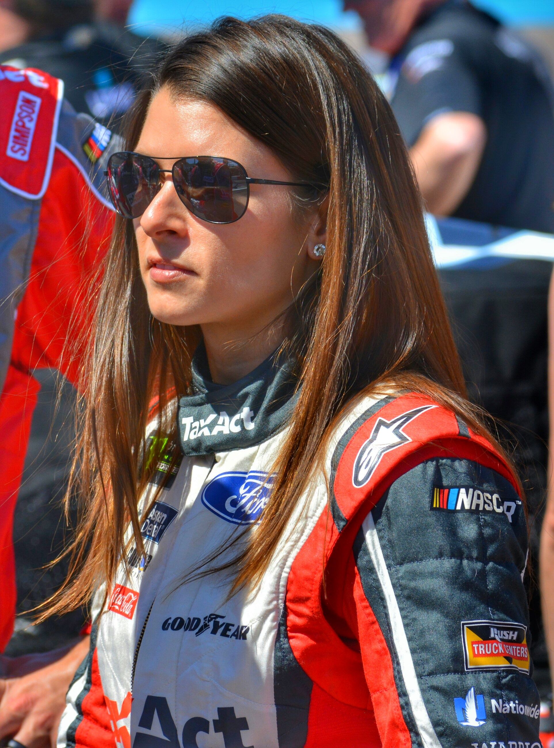 The Hottest and Most Talented Female Race Car Drivers