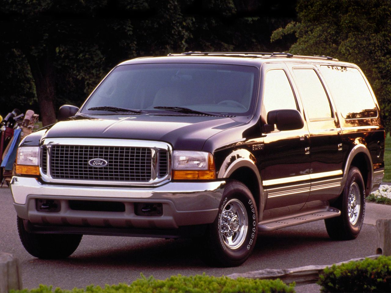 Ford Renews The 'Excursion' Trademark