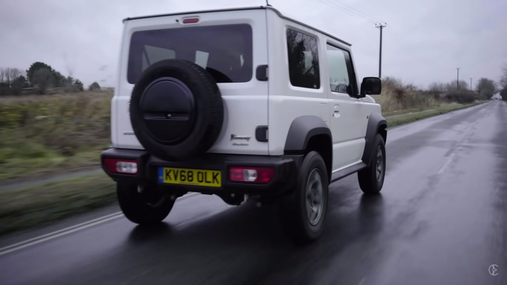 This Modified Suzuki Jimny Can Swim Too