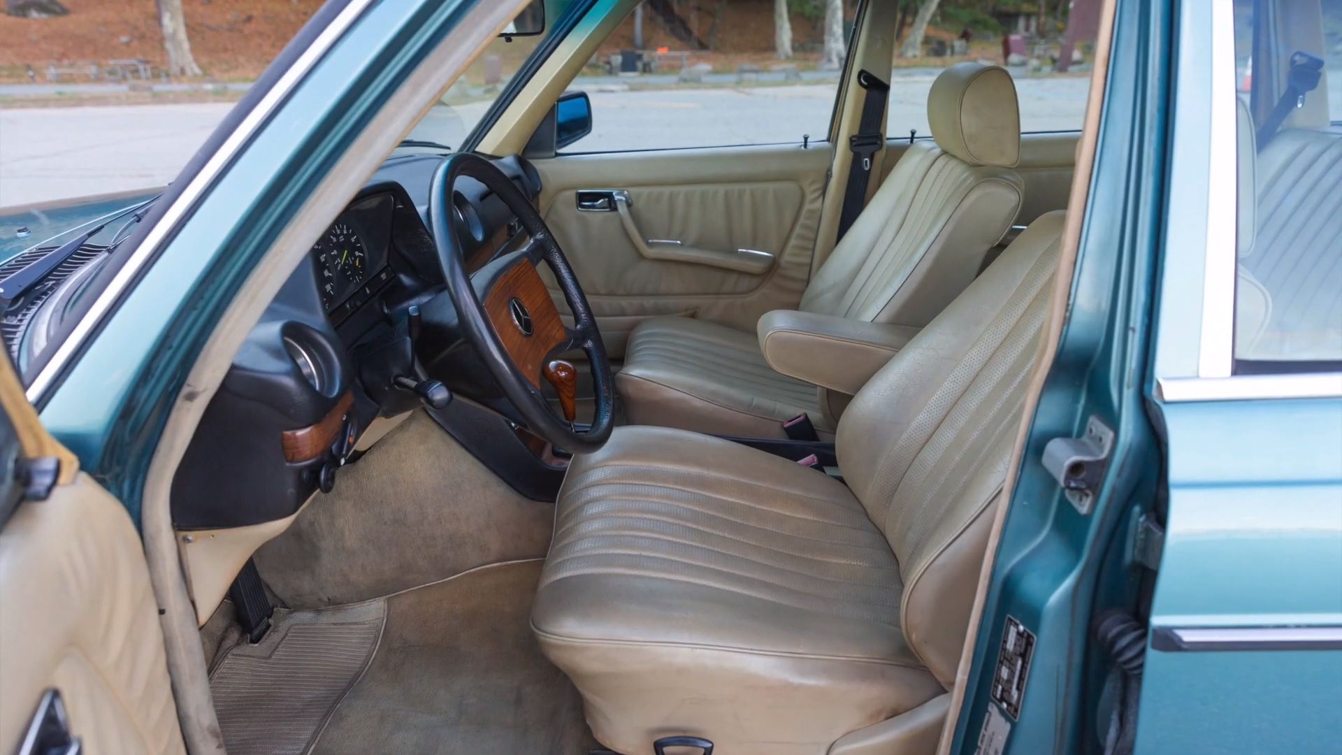 This Love Affair Between a Man and His Mercedes-Benz Will Hit You Right ...
