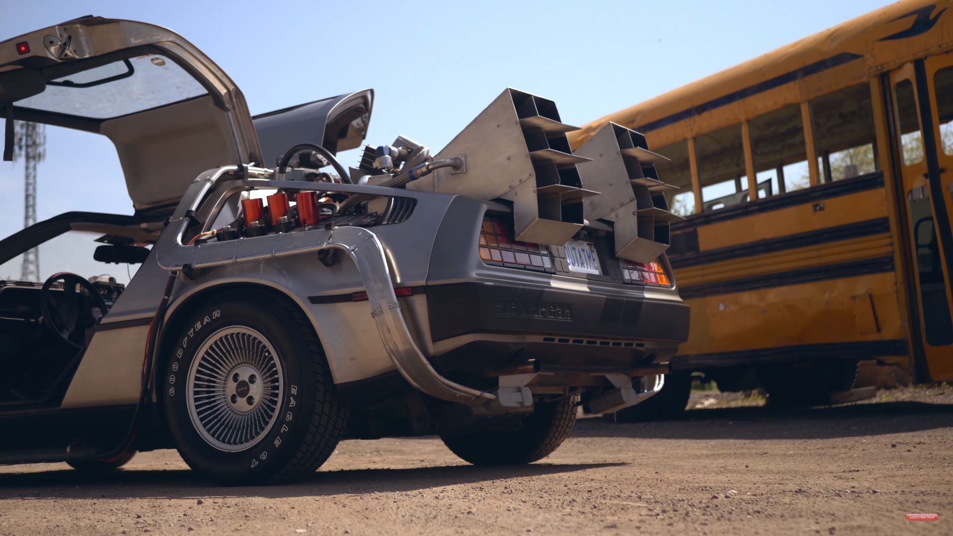 This Review of the DeLorean Time Machine Will Take You Back to the Future