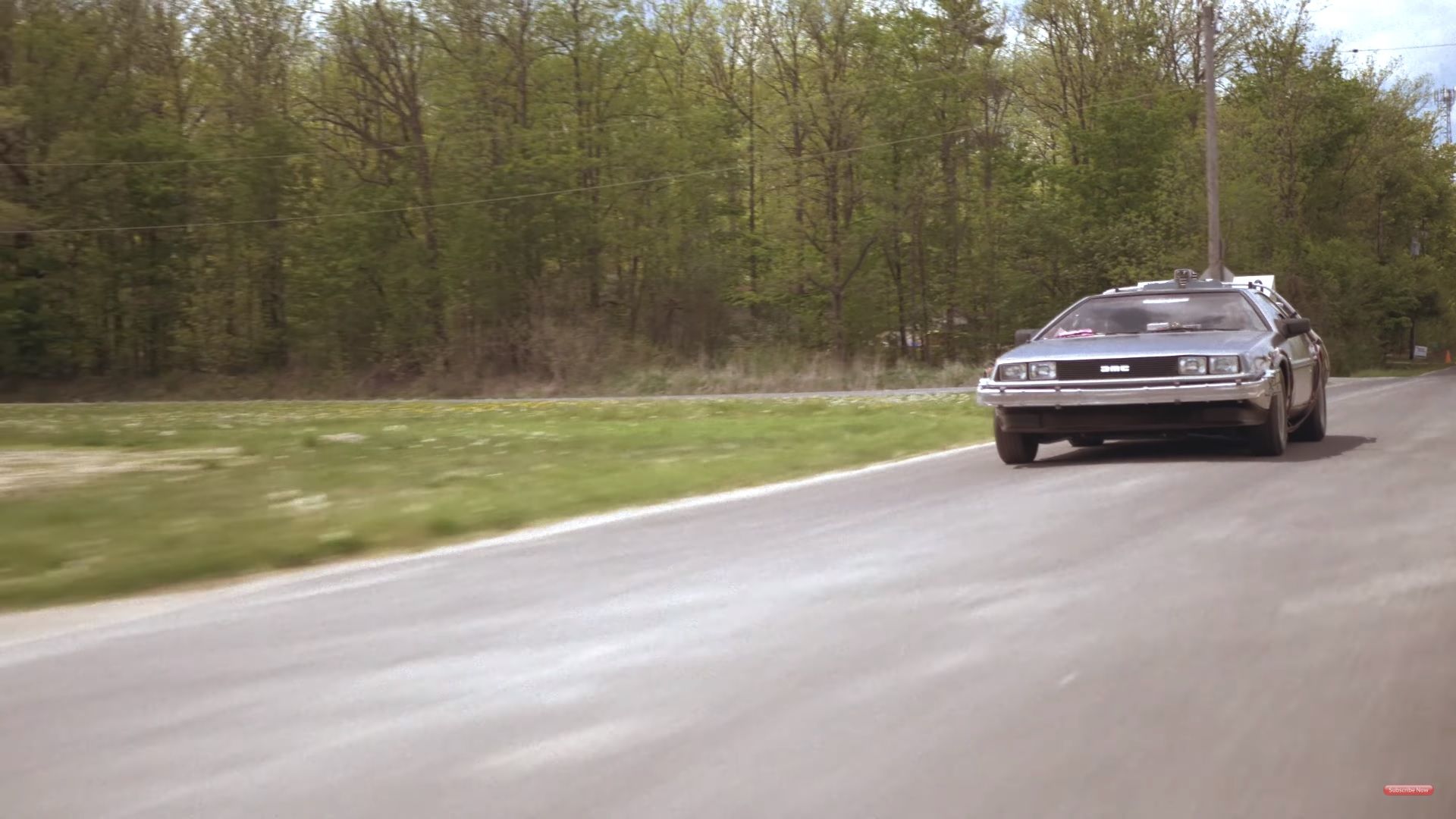 This Review of the DeLorean Time Machine Will Take You Back to the Future