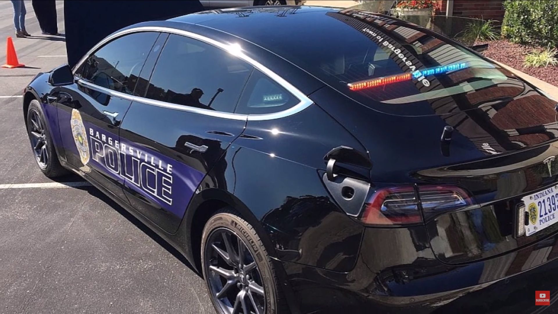 Tesla Model 3 Police Cars Turn Out To Be An Awesome Cost-Cutting Investment