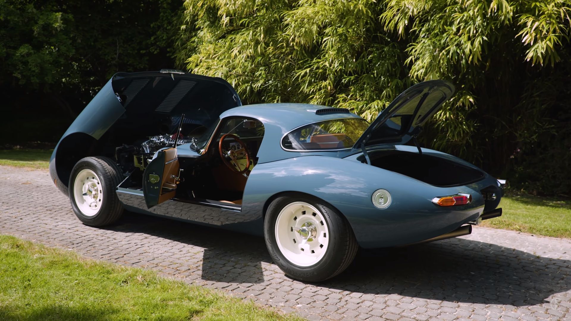 The Eagle E-Type Is Considered One of the World's Most Beautiful Cars ...