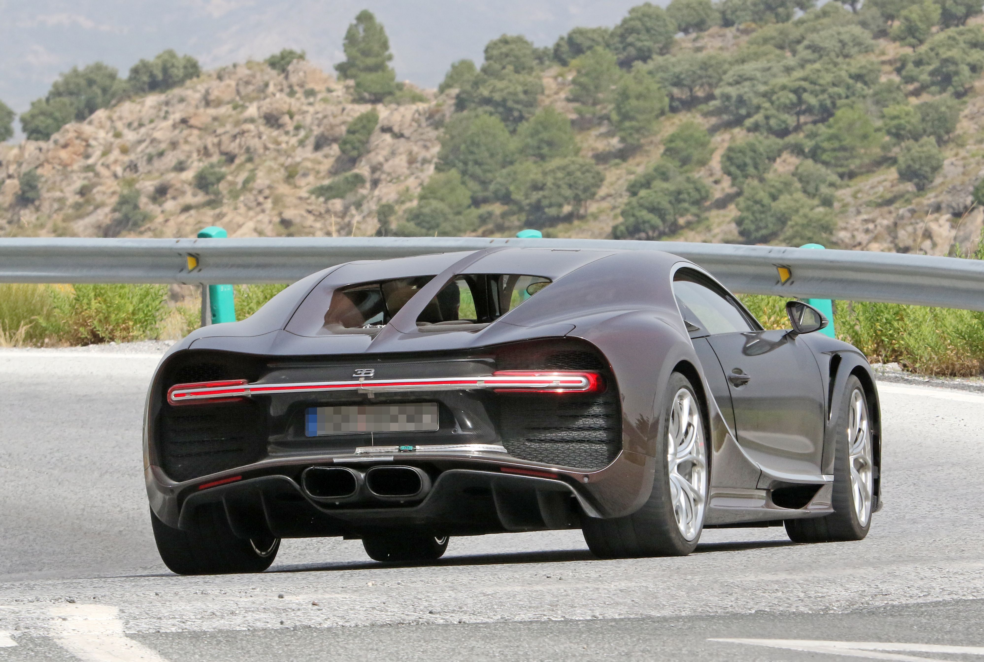 What in the World is this Strange Bugatti Chiron Test Mule Doing on the ...