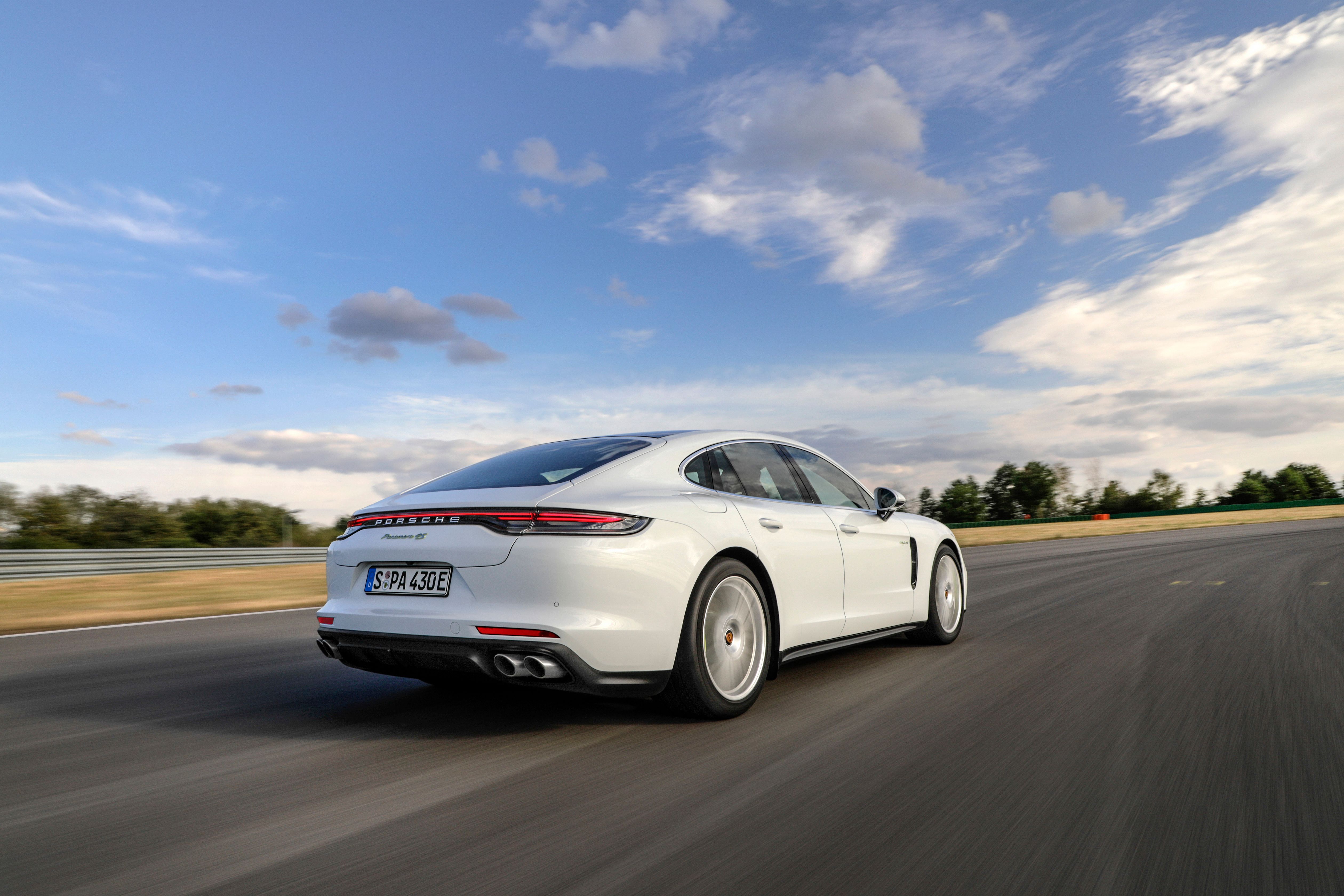 Porsche Eyeballing a Panamera EV As a Larger Alternative to the Taycan