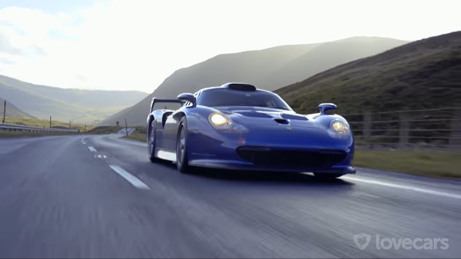 You Have To Check Out This Video Review of the Porsche 993 GT1