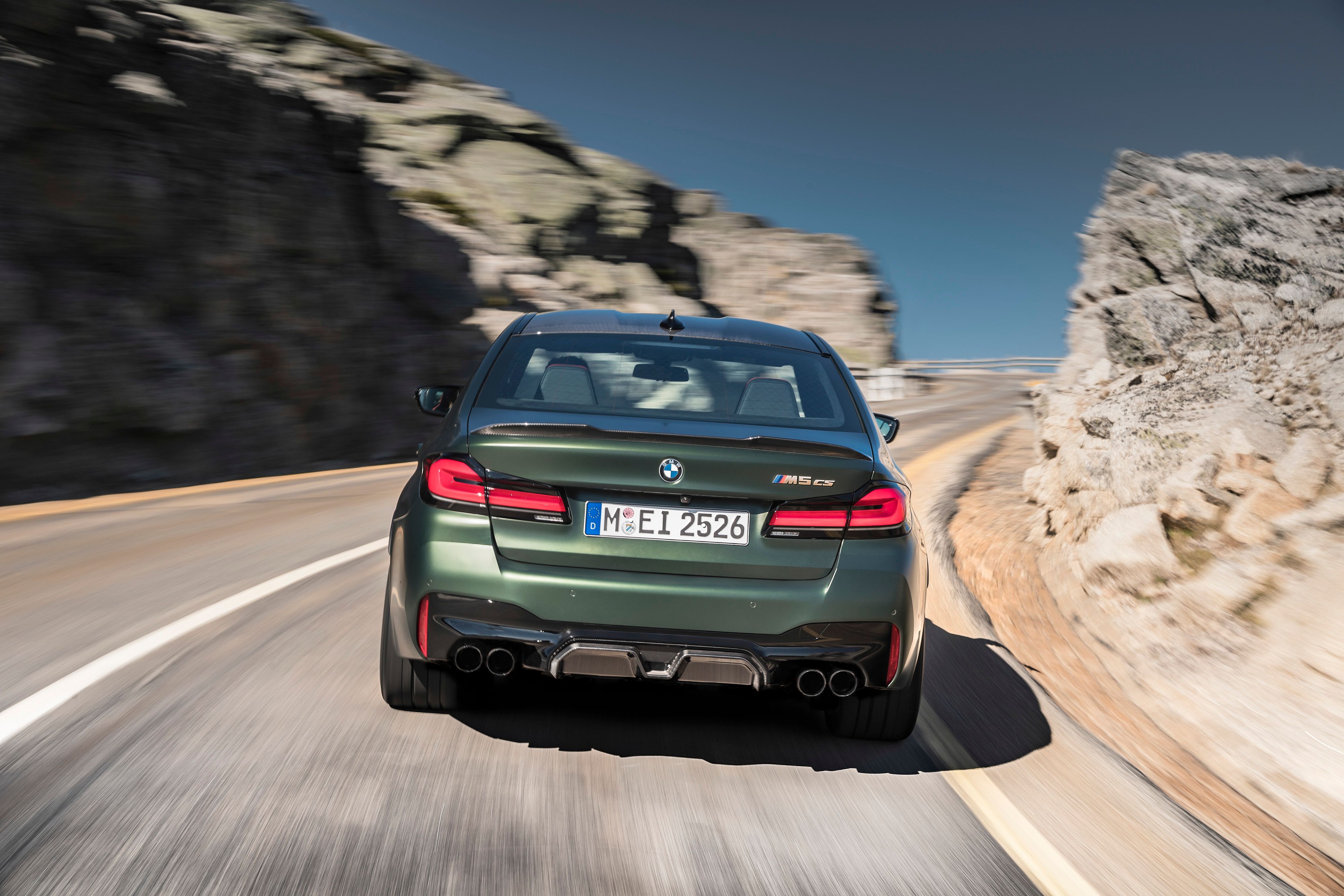 The BMW M5 CS Is Enriched With Carbon Fiber And It's As Fast As a Supercar