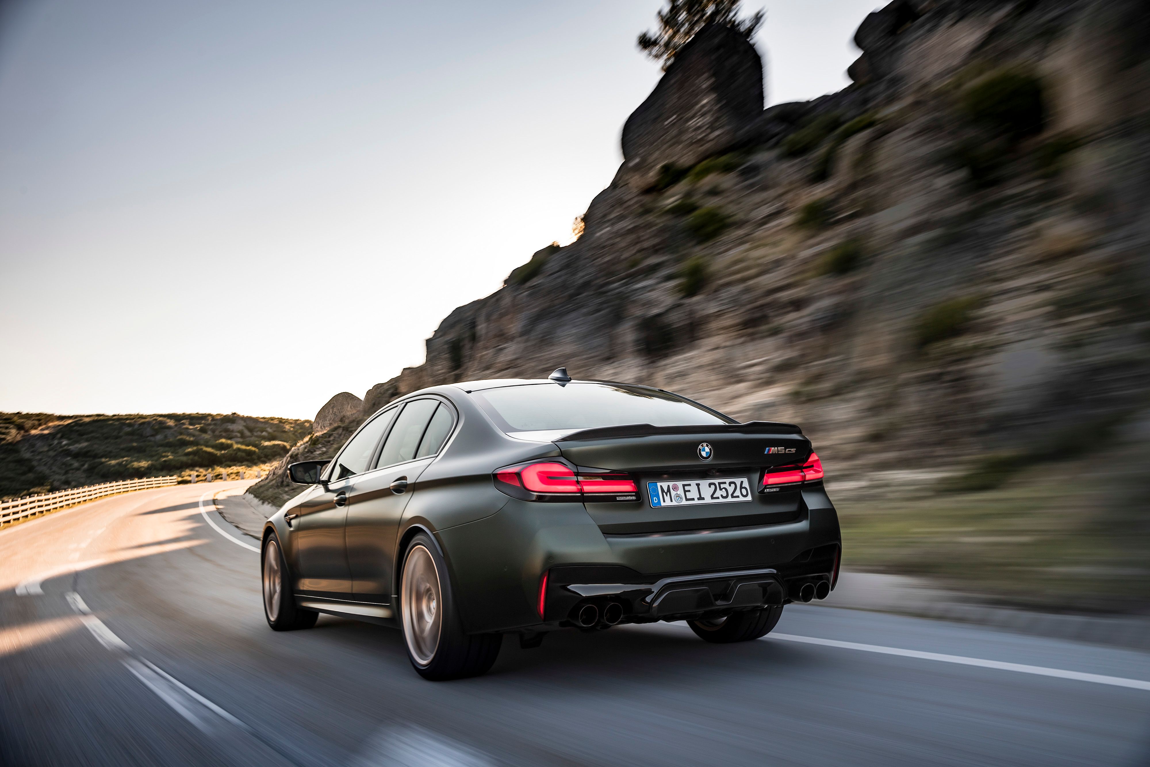 The BMW M5 CS Is Enriched With Carbon Fiber And It's As Fast As a Supercar