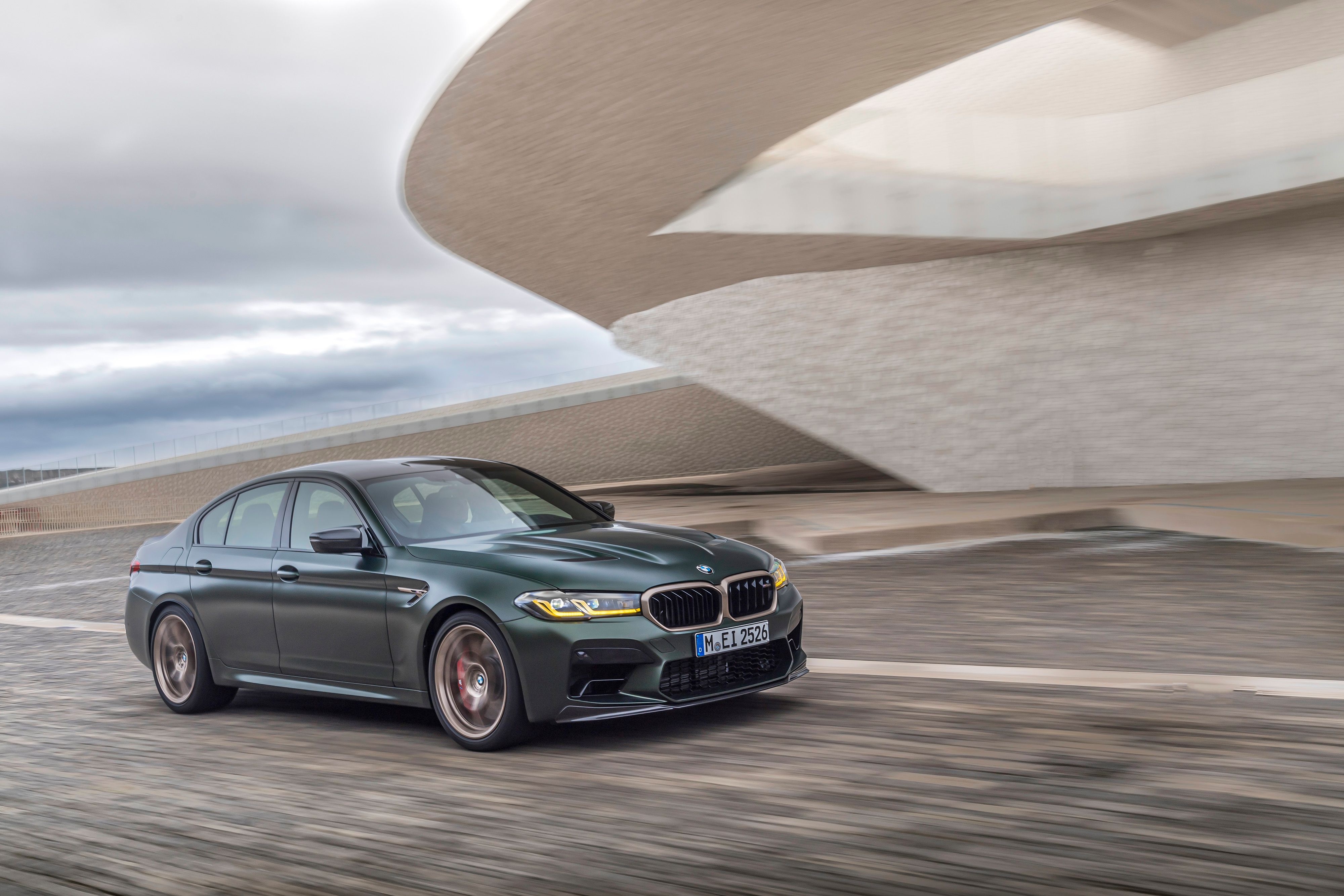 The BMW M5 CS Is Enriched With Carbon Fiber And It's As Fast As a Supercar