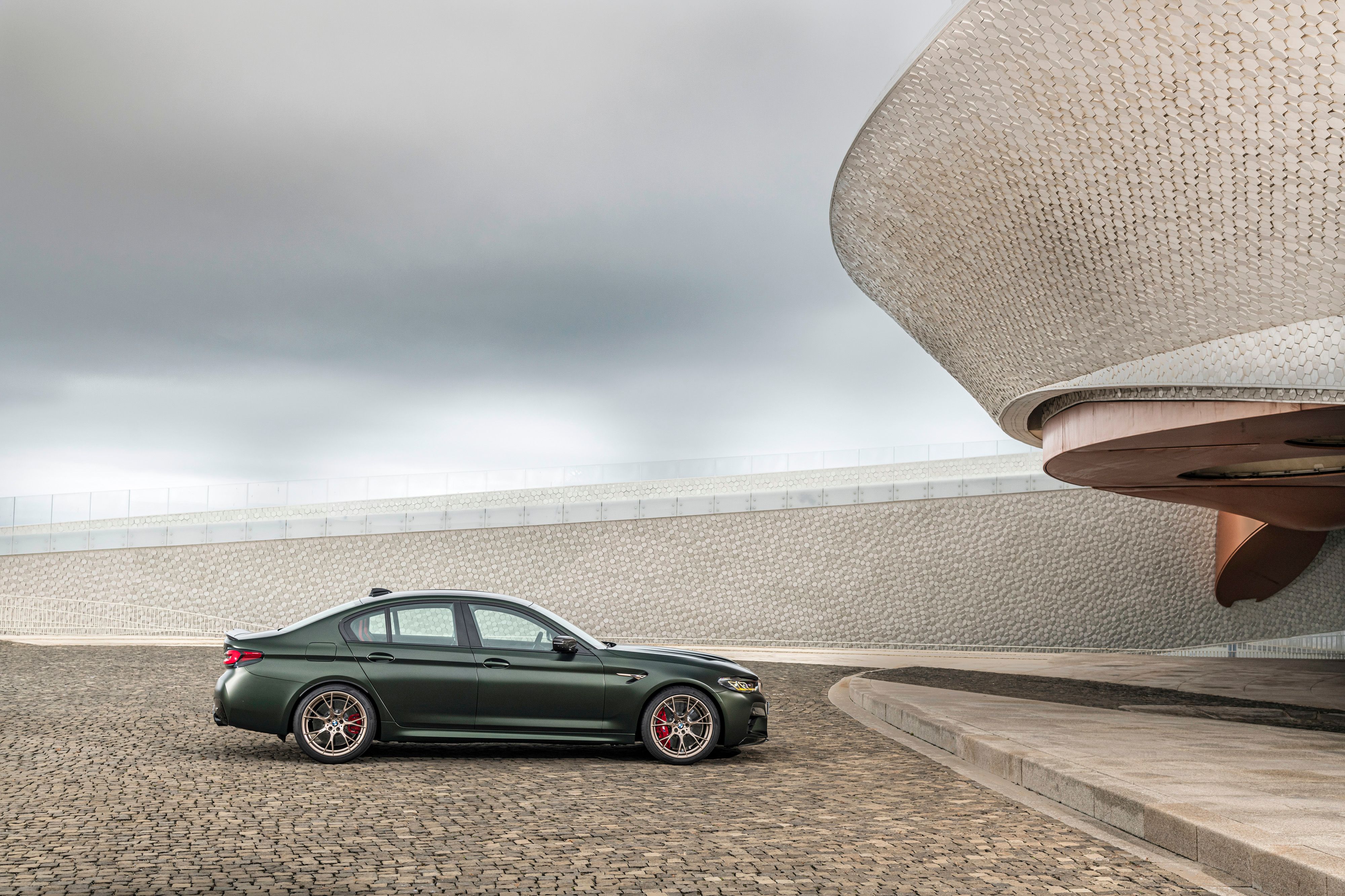 The BMW M5 CS Is Enriched With Carbon Fiber And It's As Fast As a Supercar
