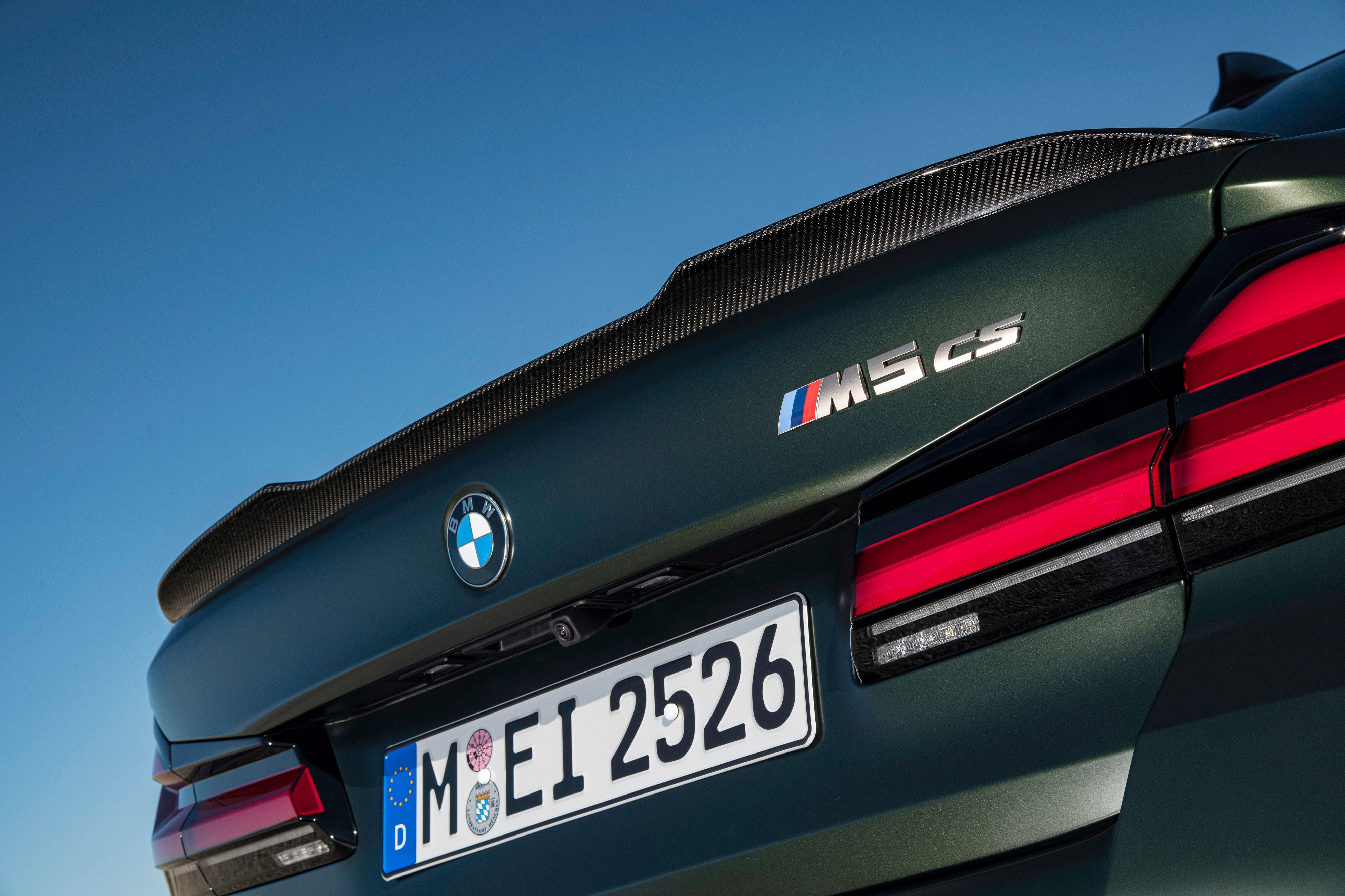 The BMW M5 CS Is Enriched With Carbon Fiber And It's As Fast As a Supercar