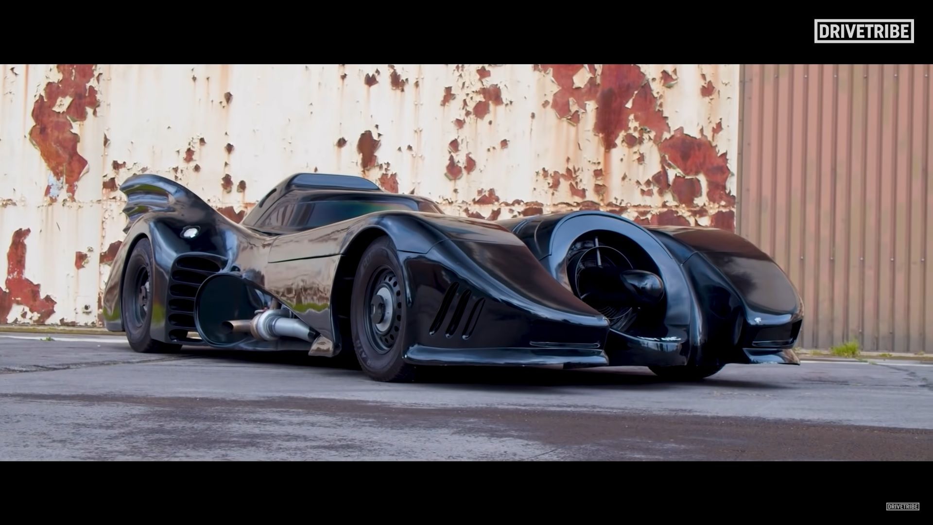 This 90-Foot Replica of Tim Burton's 1989 Batmobile Actually Works