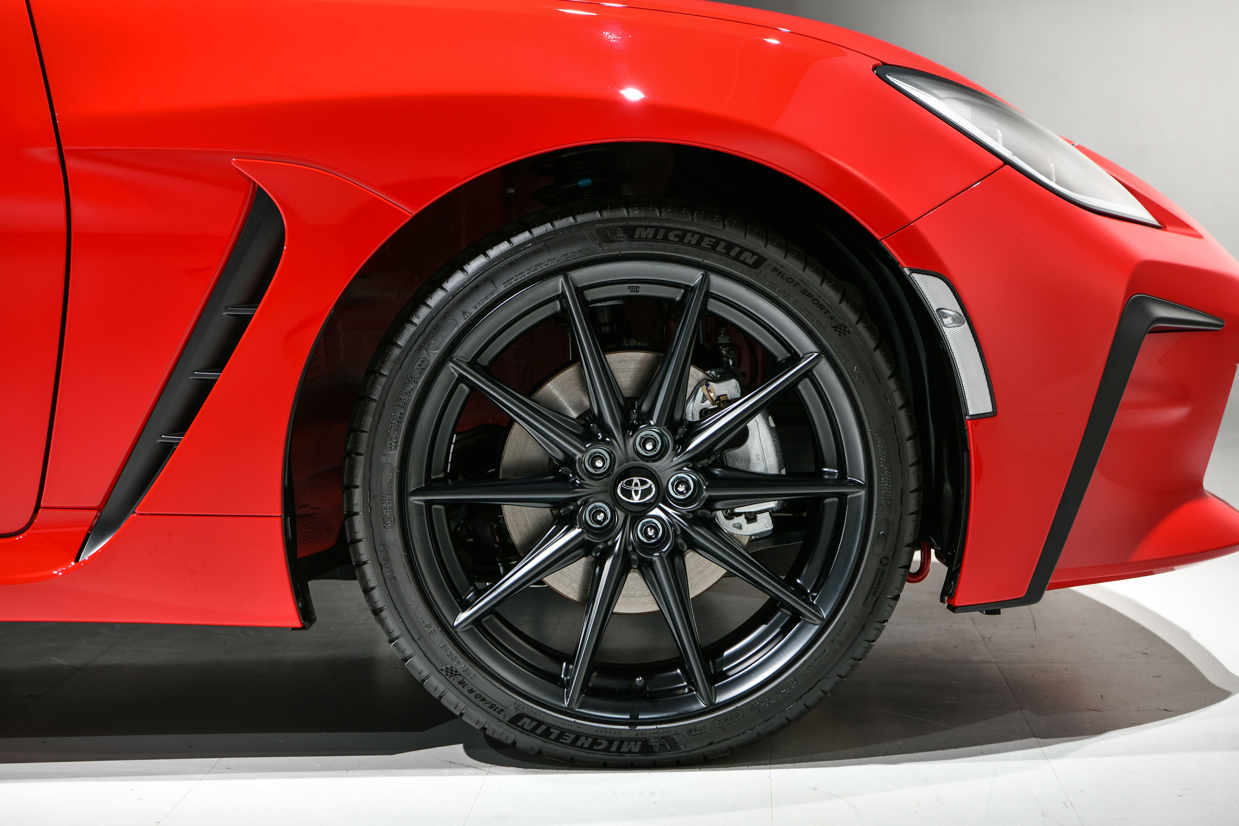 Second-gen Toyota 86 Arrives With A Bigger Engine, More Power, And An ...