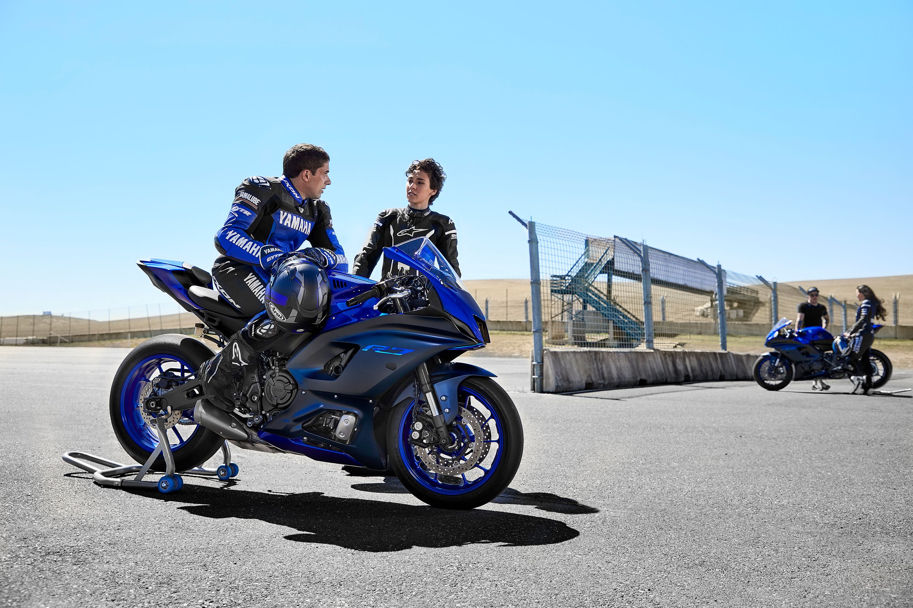 2022 Yamaha YZF-R7 - Performance, Price, and Photos