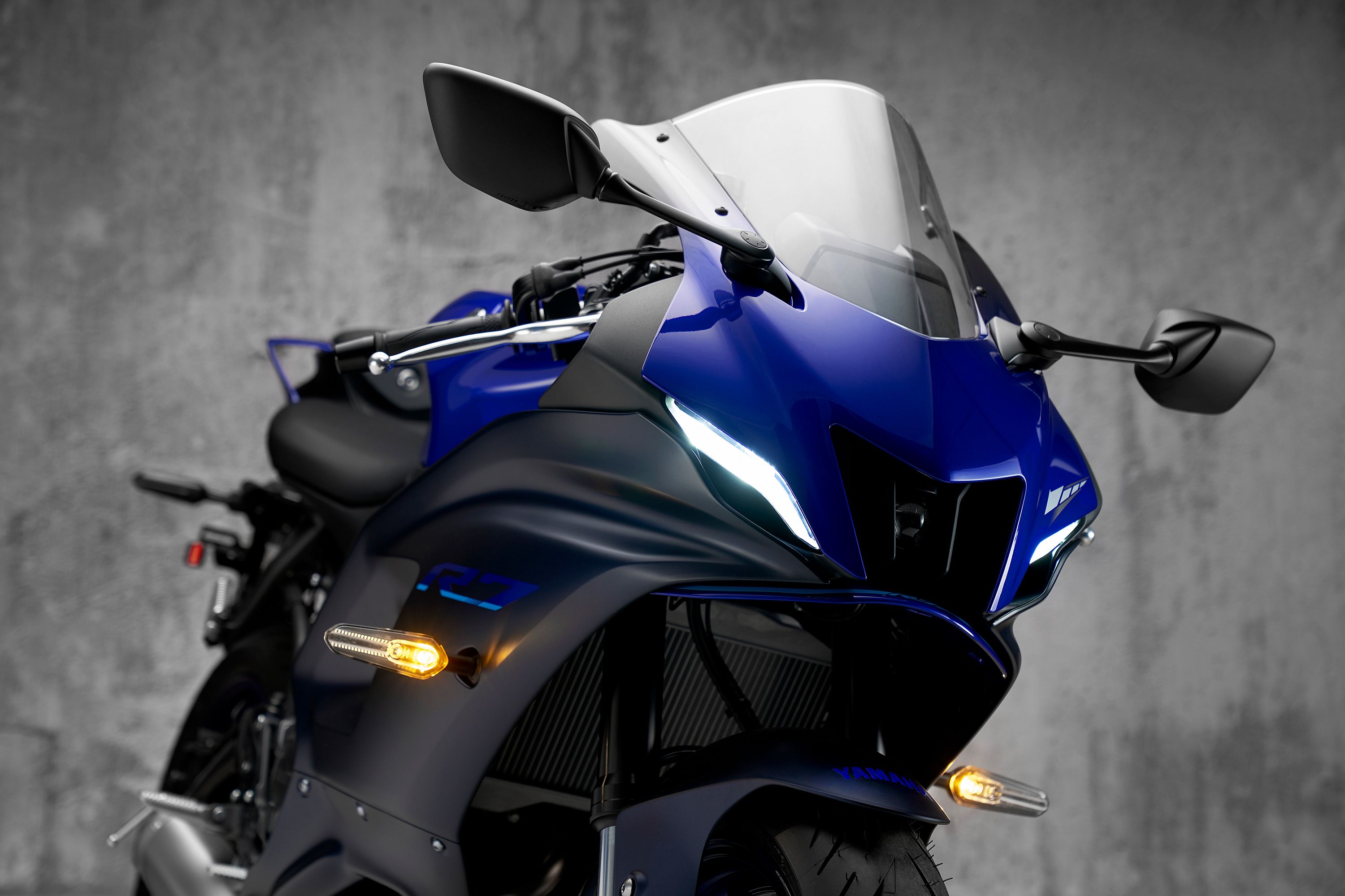 2022 Yamaha YZF-R7 - Performance, Price, and Photos