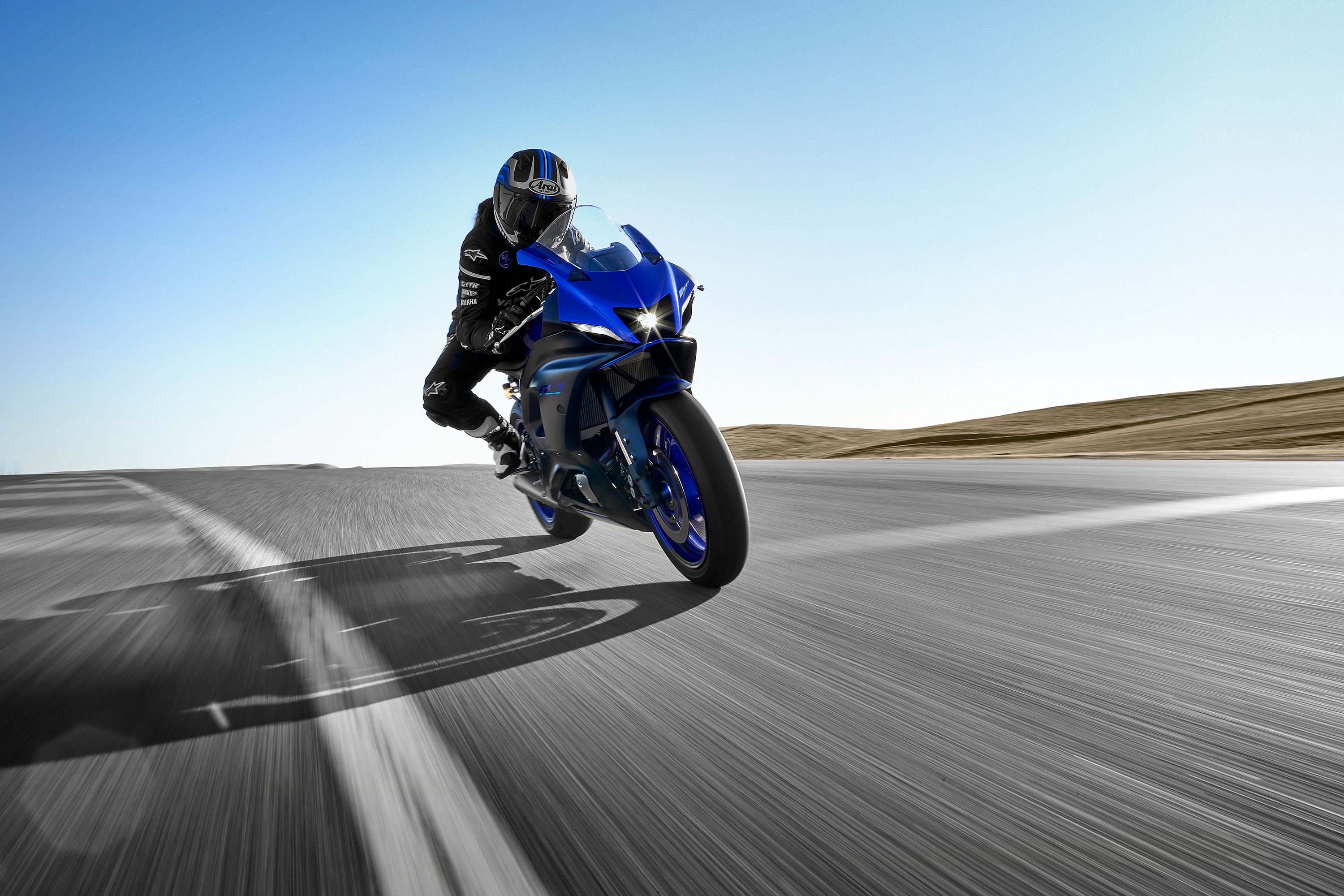 2022 Yamaha YZF-R7 - Performance, Price, and Photos