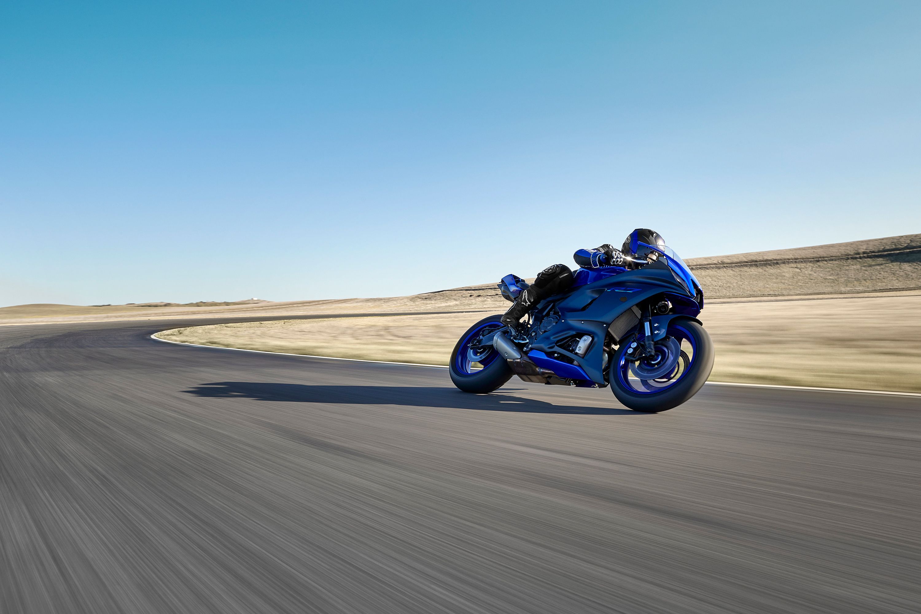 2022 Yamaha YZF-R7 - Performance, Price, and Photos