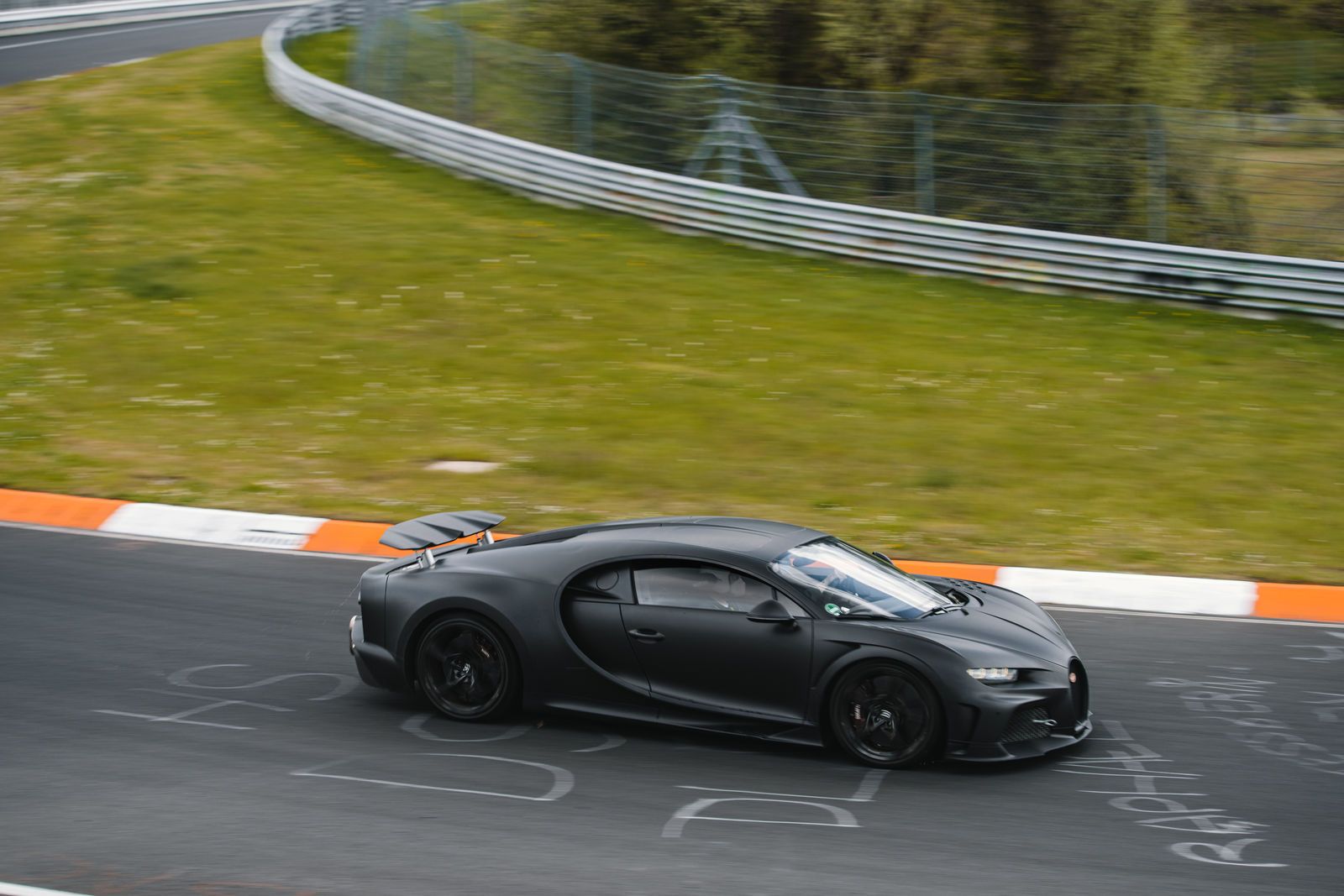 Bugatti’s Trip To The Nürburgring Made For an Awesome Photoshoot!