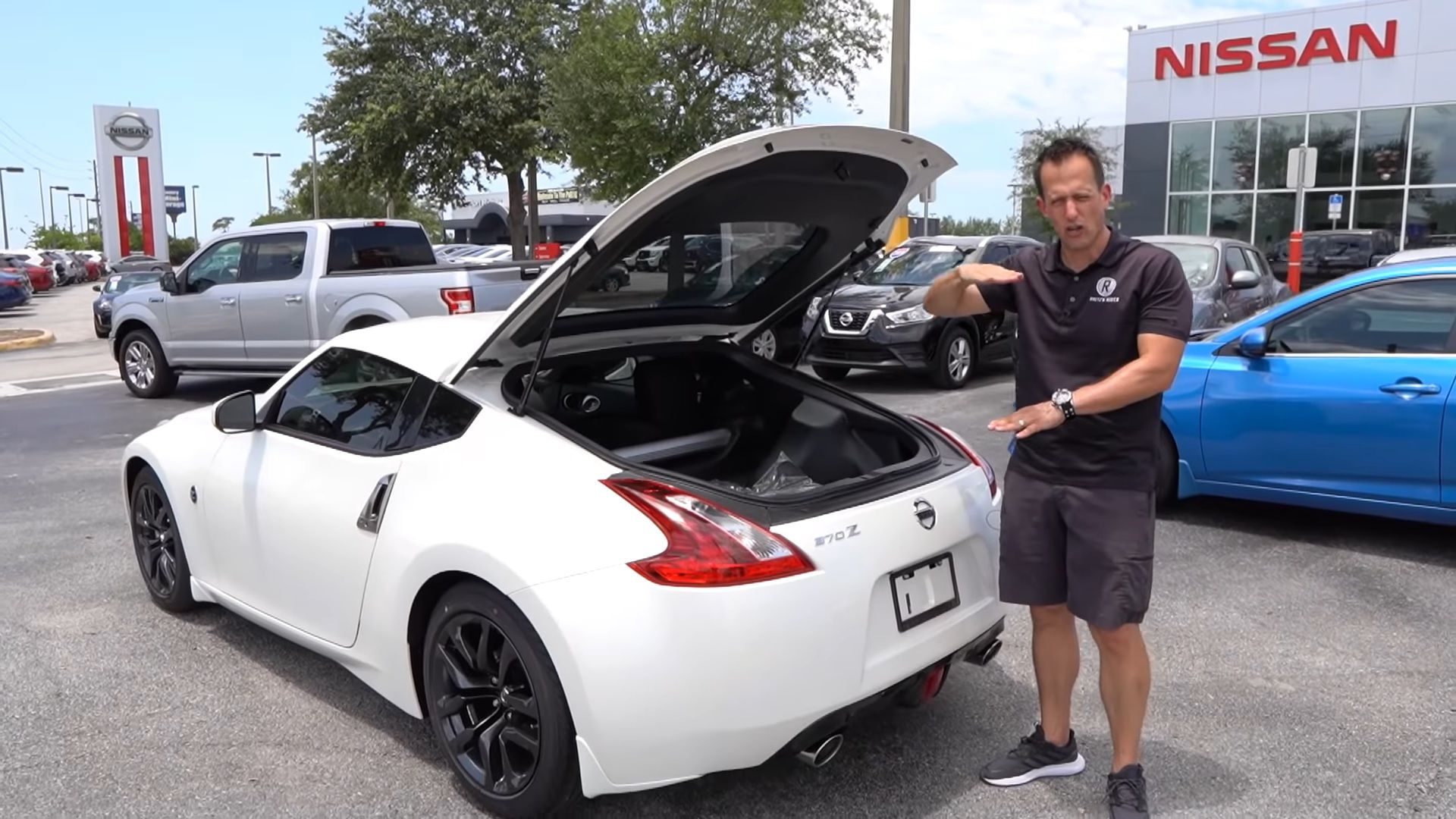 Despite Its Age, the Nissan 370Z Is Still An Amazing Sports Car