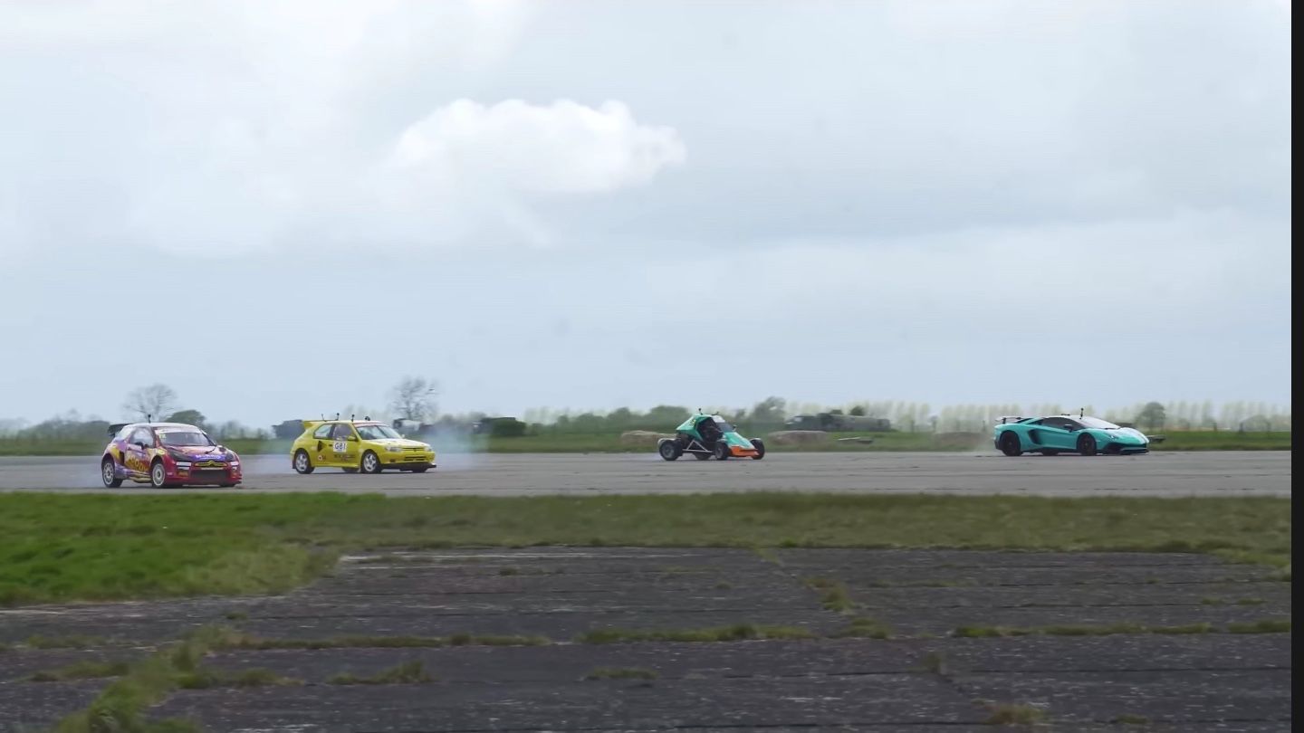 Watch How Some Rallycross Racercars Bully A Lamborghini Aventador SV on ...