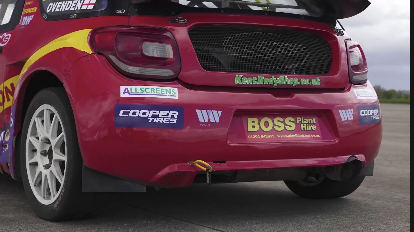 Watch How Some Rallycross Racercars Bully A Lamborghini Aventador SV on ...