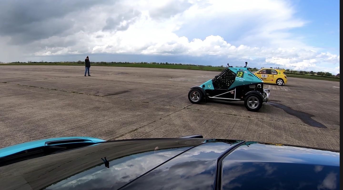 Watch How Some Rallycross Racercars Bully A Lamborghini Aventador SV on ...