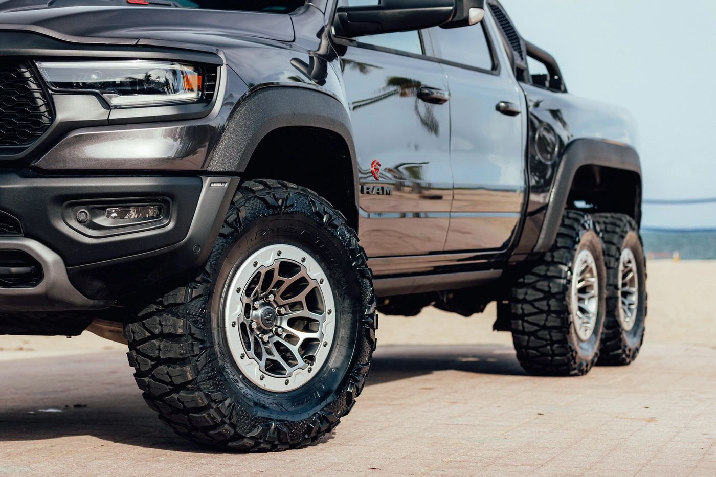 Apocalypse Warlord 6x6 - A Reincarnated Beast Based On The Ram 1500 TRX