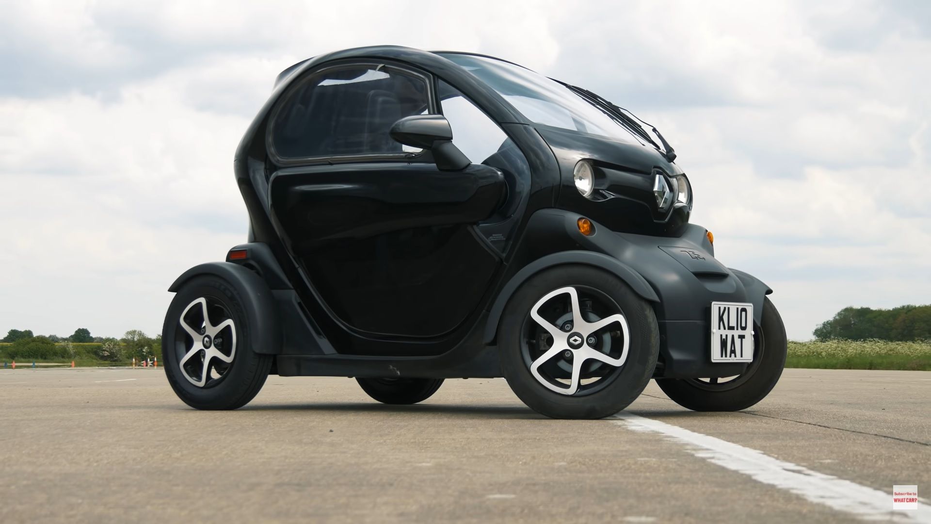 Watch Four Micro EVs Drag Race For What Seems an Eternity