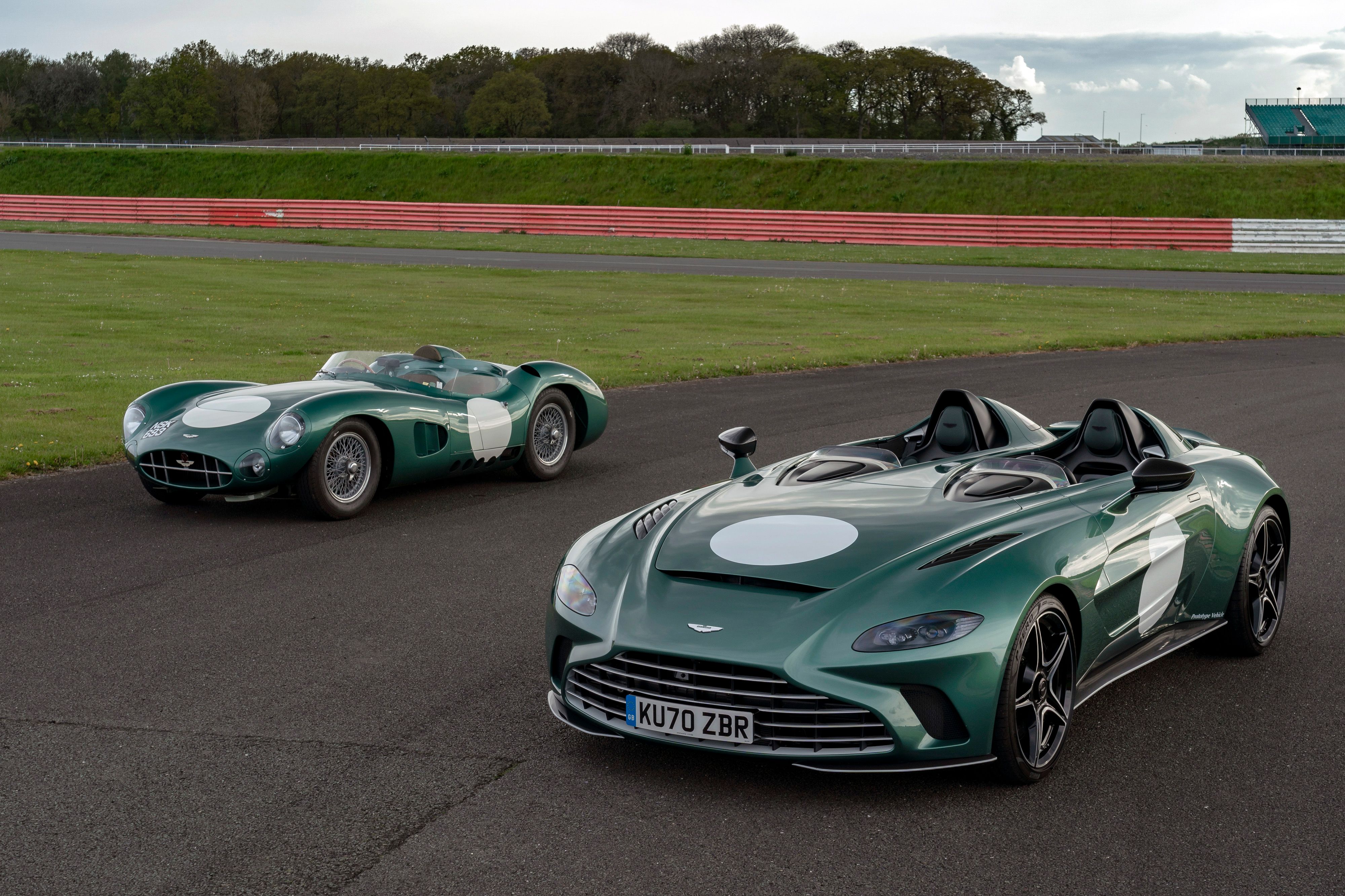 2022 Aston Martin V12 Speedster Makes An Appearance At The 2021 ...