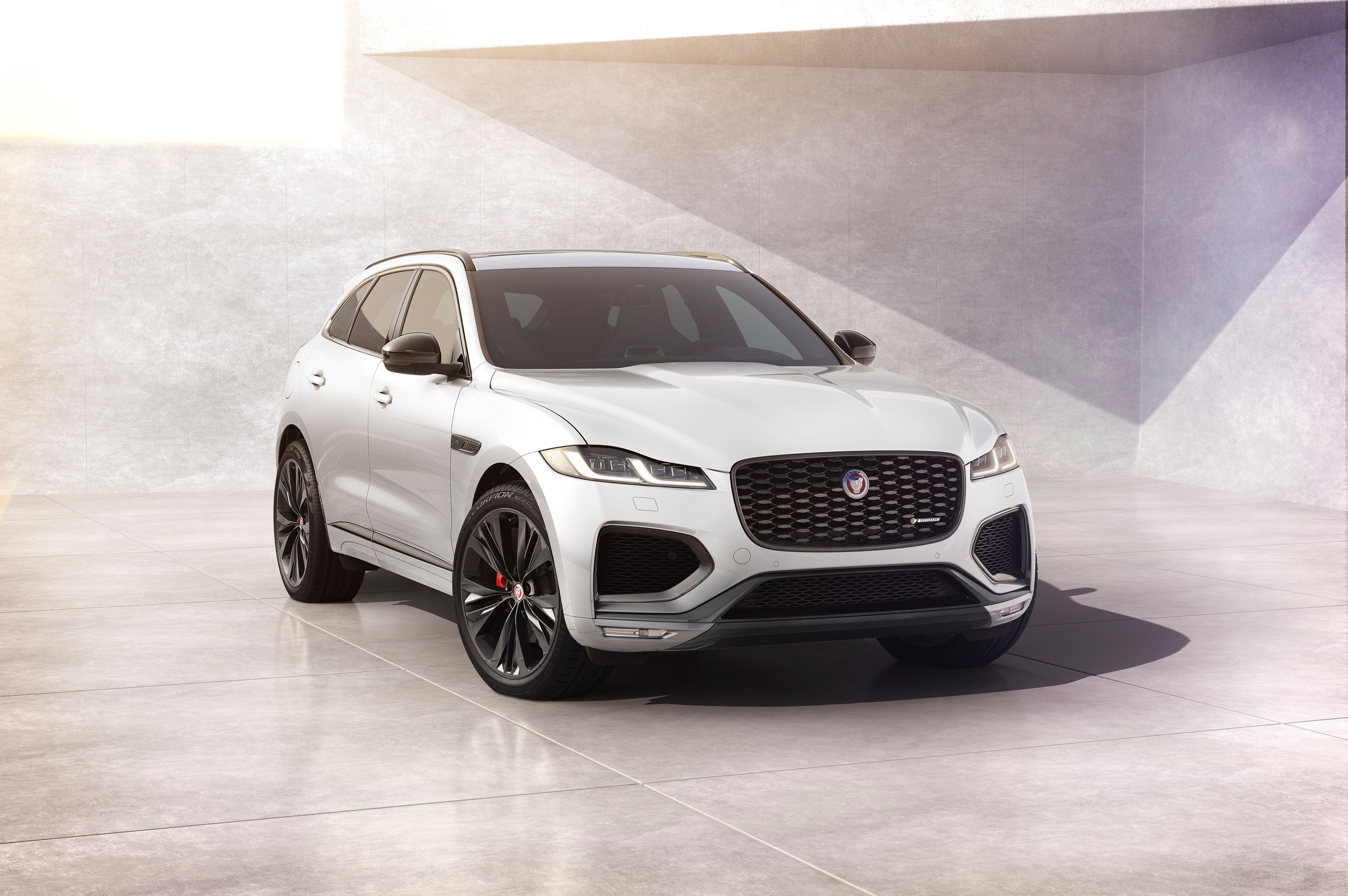 2022 f pace store