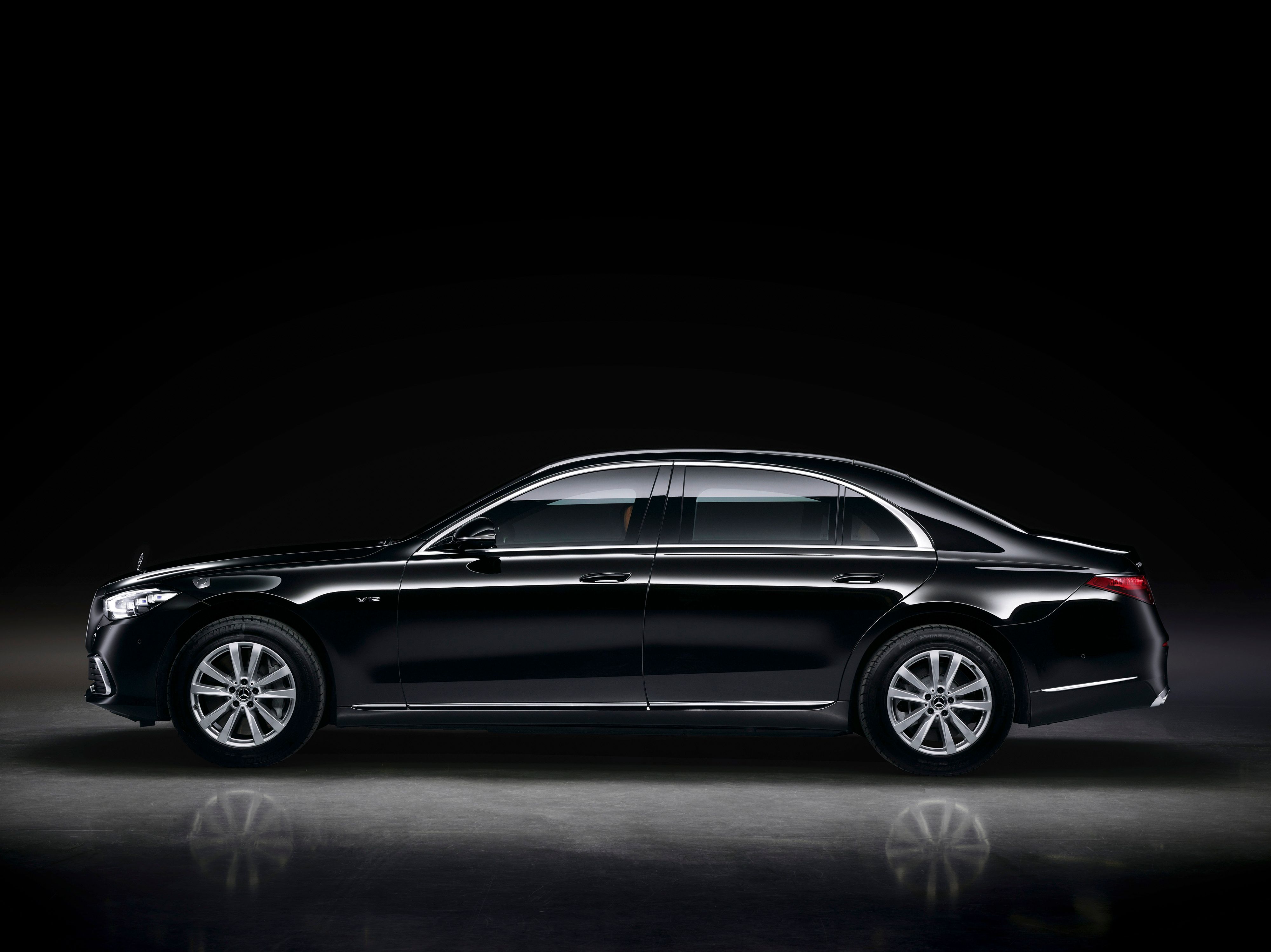 2021 Mercedes-Benz S 680 Guard 4MATIC – An Armored Car That Can ...