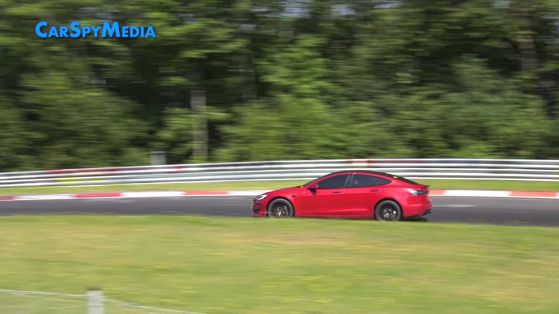 Check Out This Strange Tesla Model S Plaid on the Nürburgring