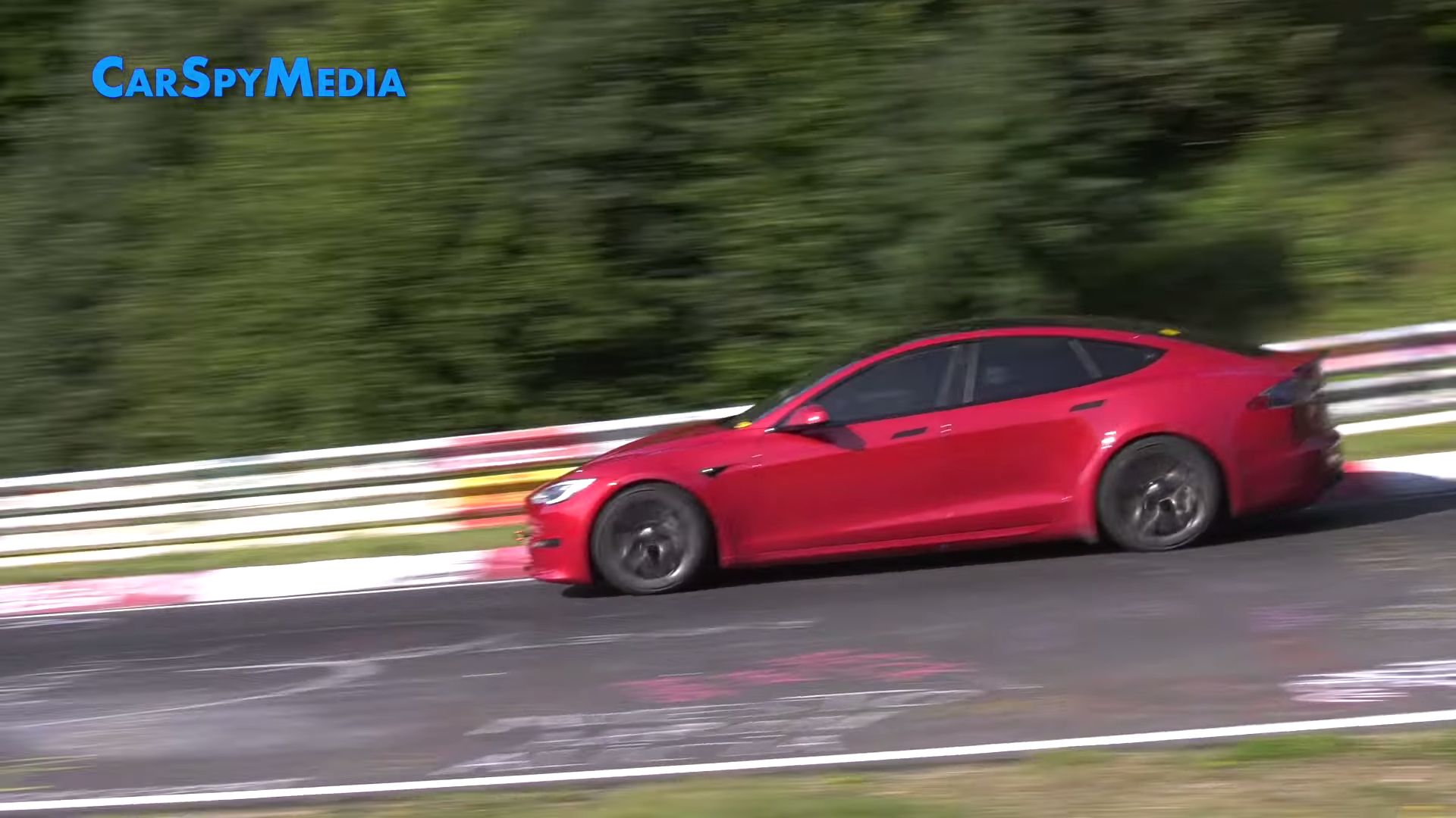 Check Out This Strange Tesla Model S Plaid on the Nürburgring