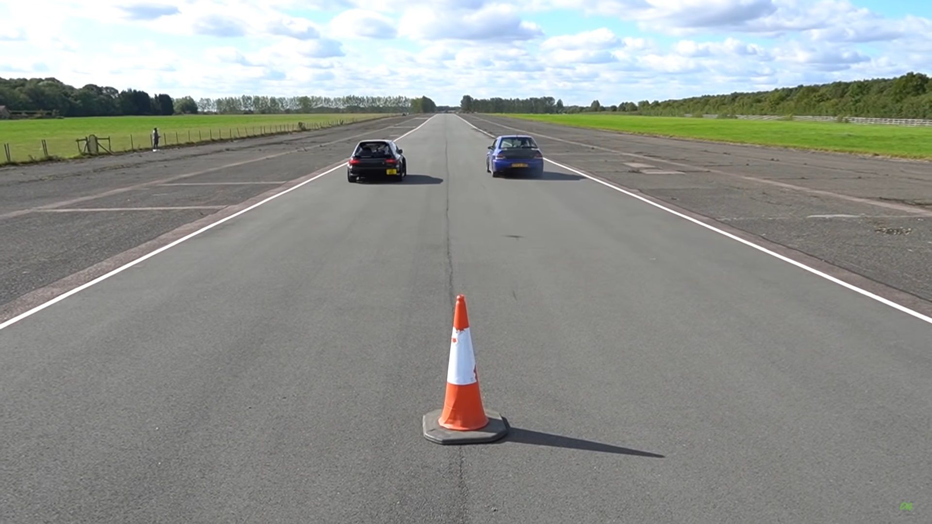 JDM Drag Race: 495 HP Mitsubishi Lancer EVO 7 Versus 488 HP Subaru ...