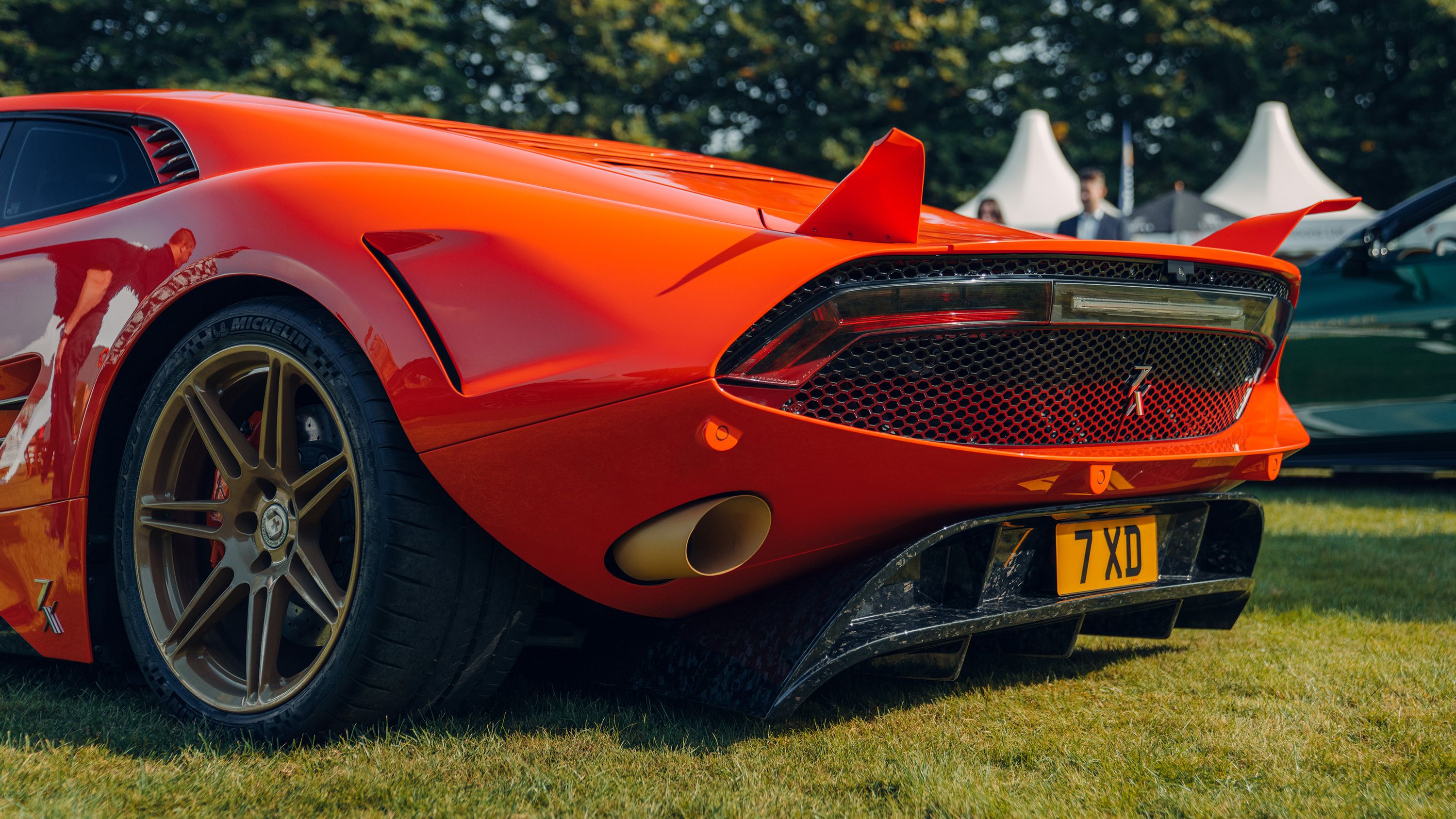 Lamborghini Huracan Rayo Wants To Have A Go At 300 MPH