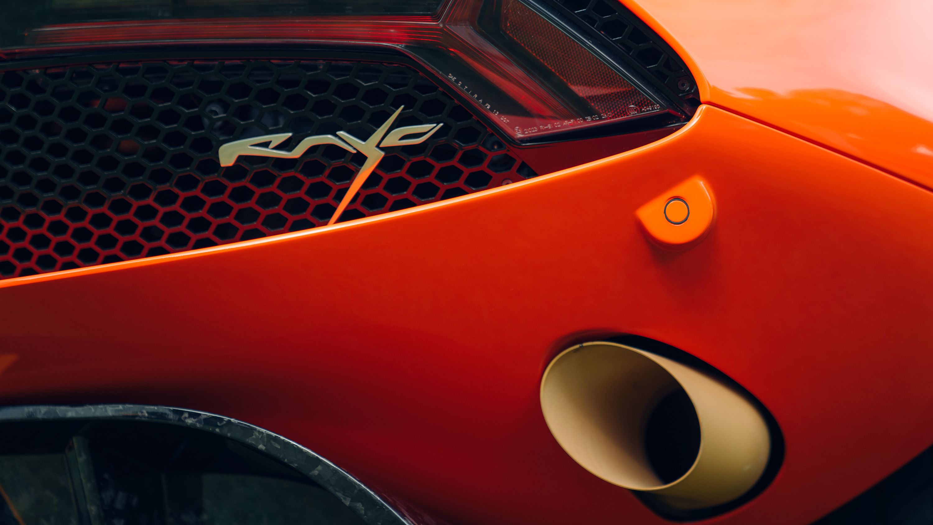 Lamborghini Huracan Rayo Wants To Have A Go At 300 MPH
