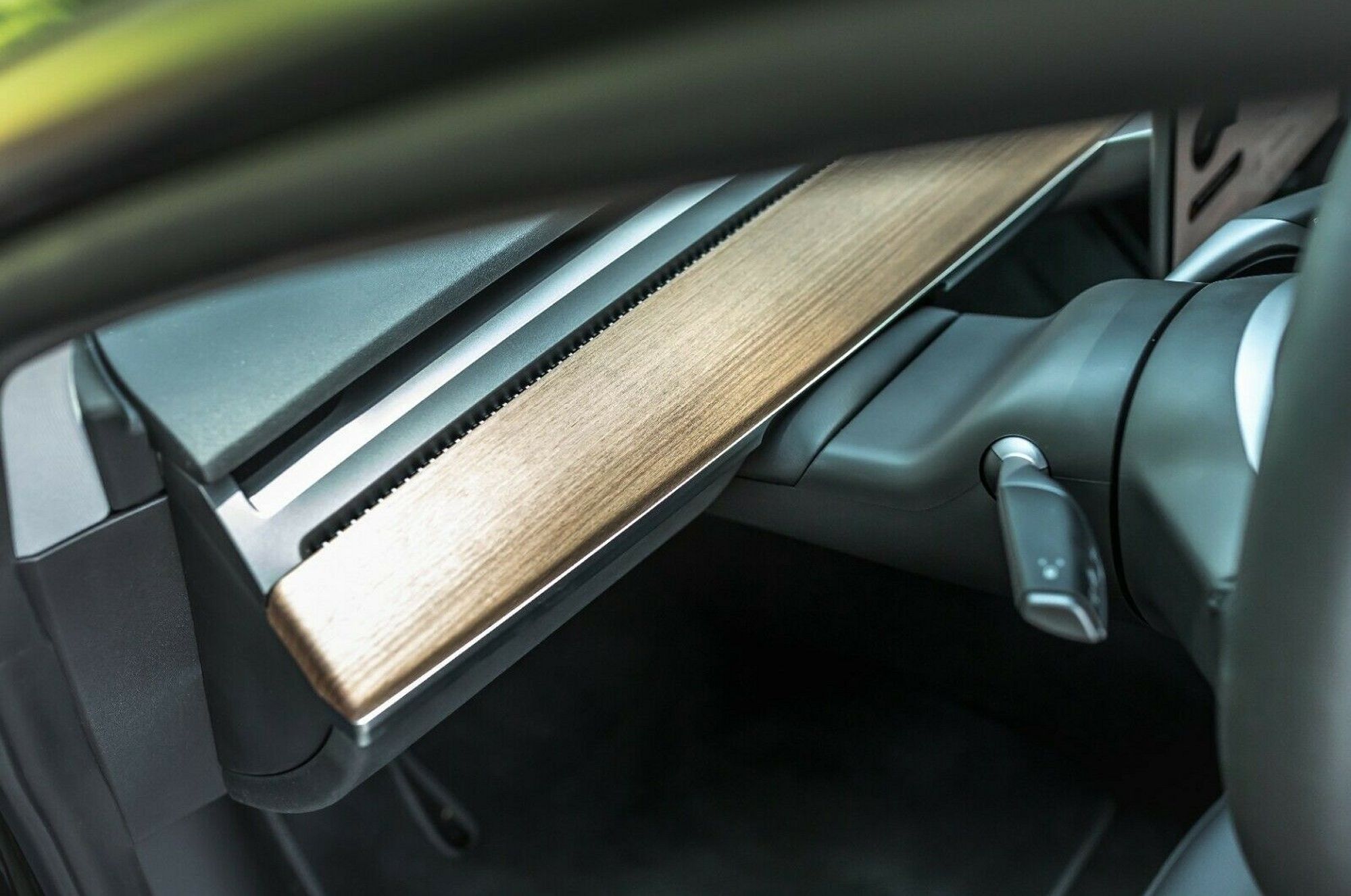 Manhart Put A Grille On The Tesla Model 3 And It Looks Good