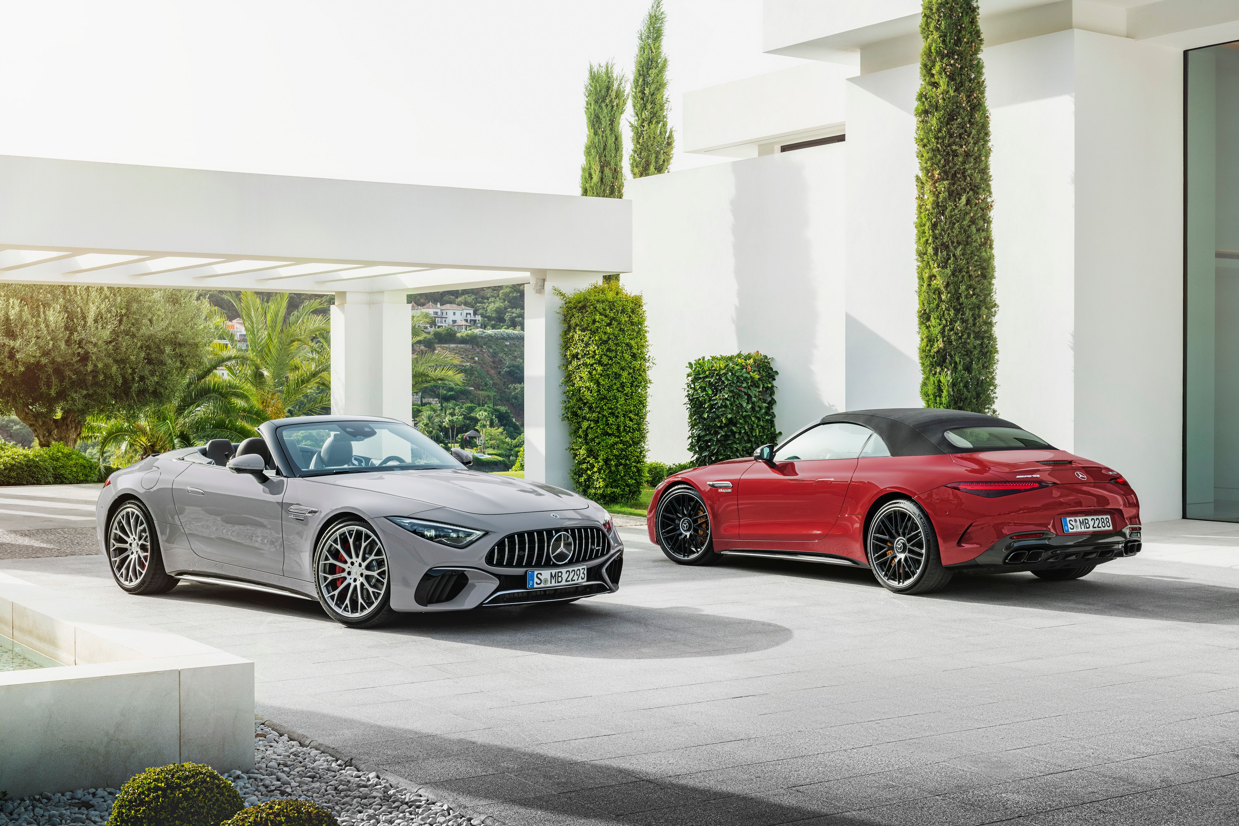 The 2023 Mercedes-AMG SL Debuts With AMG Styling, Sporty Interior, And ...