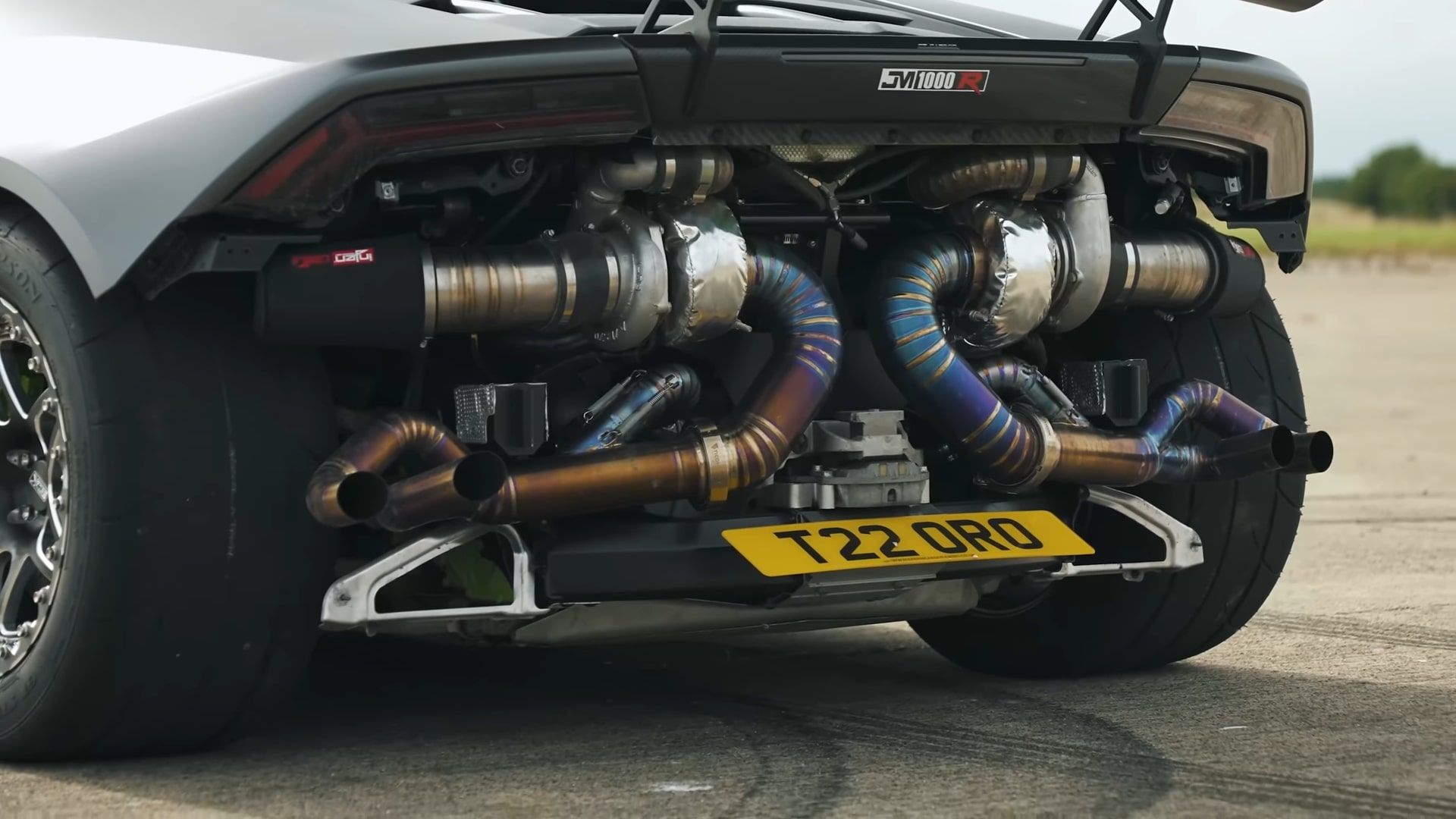 Drag Race: Watch An 1,100-Horsepower, Twin-Turbo Lamborghini Huracan ...