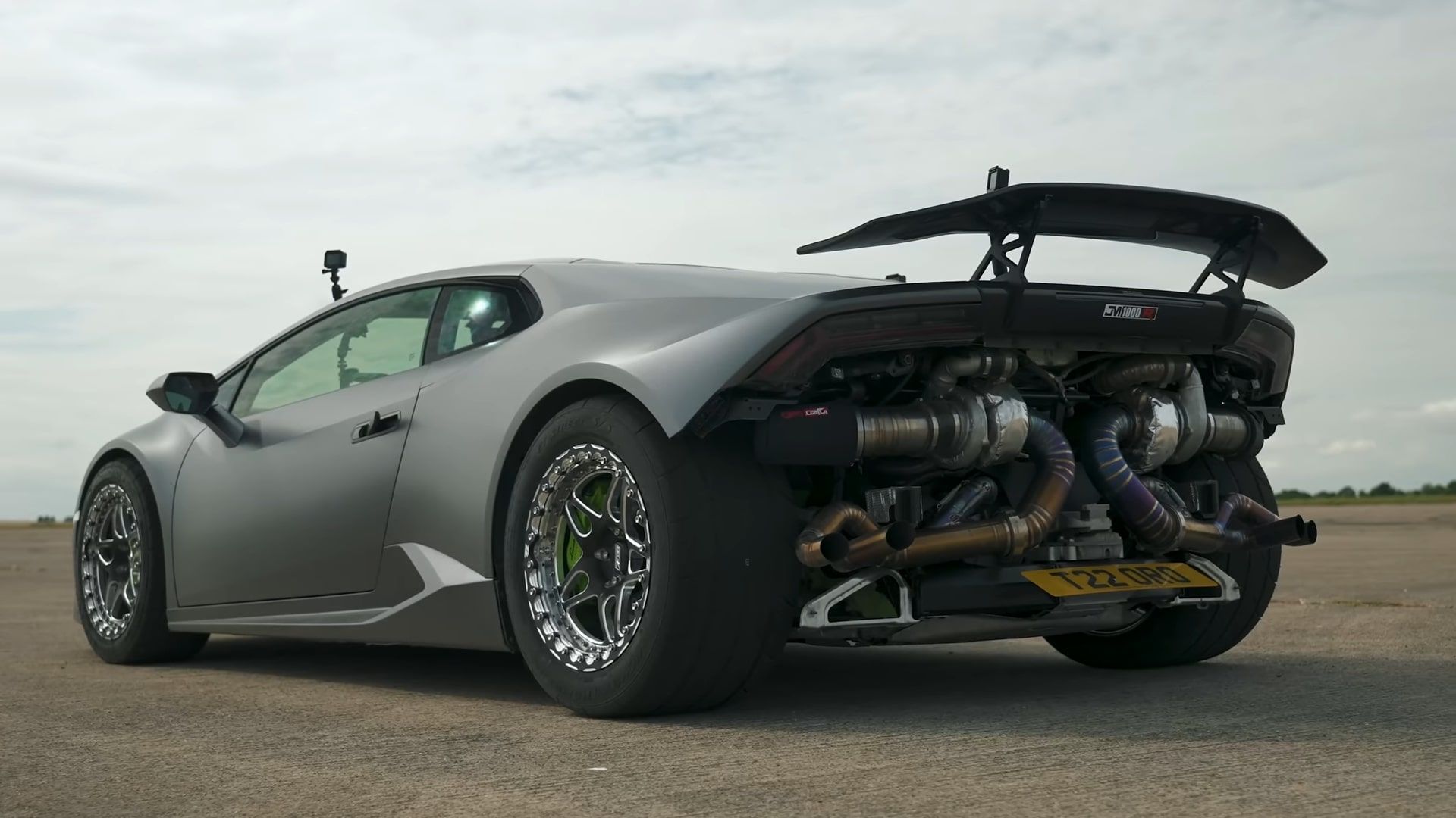 Drag Race: Watch An 1,100-Horsepower, Twin-Turbo Lamborghini Huracan ...