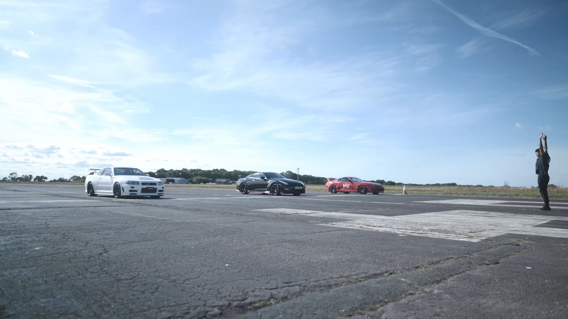 Old-School vs Modern: Watch a Stock Nissan R35 GT-R Nismo Try To Show ...