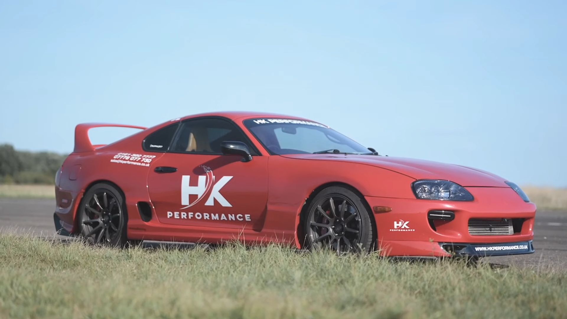 Old-School vs Modern: Watch a Stock Nissan R35 GT-R Nismo Try To Show ...
